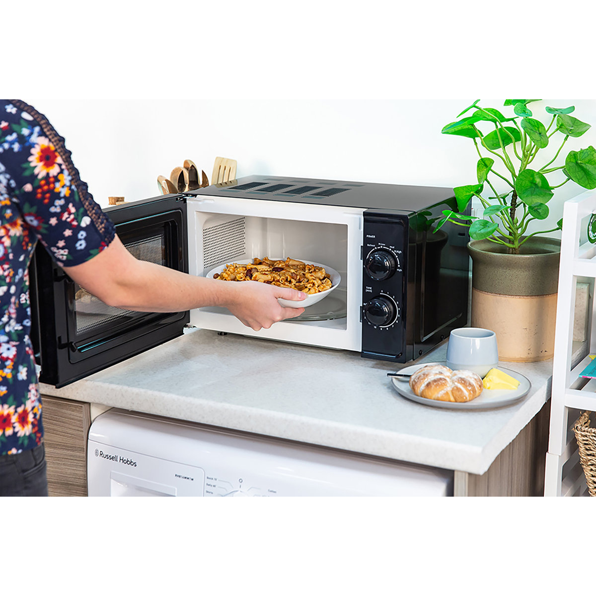 Russell Hobbs Rhm1725b 17l Textures Manual Microwave | Wayfair.co.uk