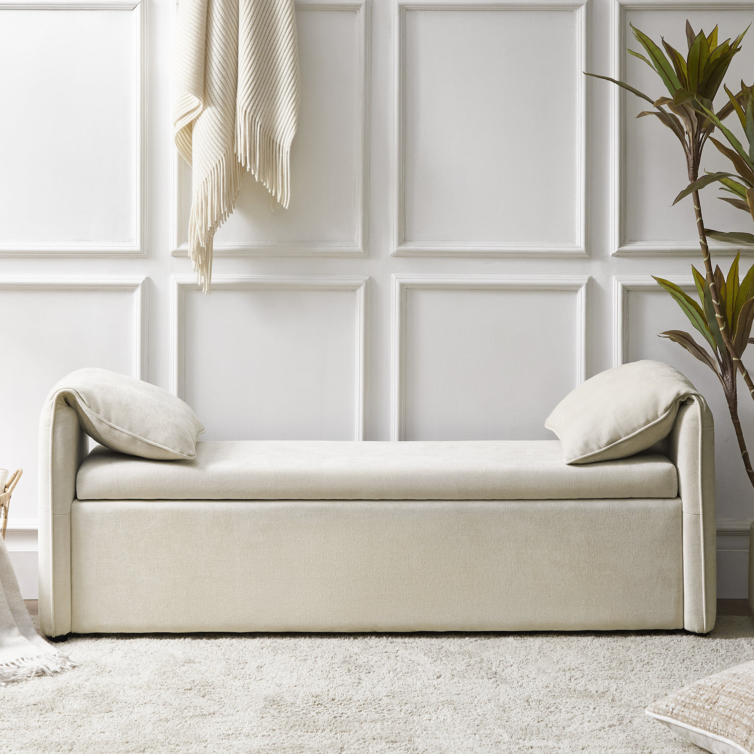 Latitude Run® Modern 61 W Renaldo Upholstered Storage Bench With
