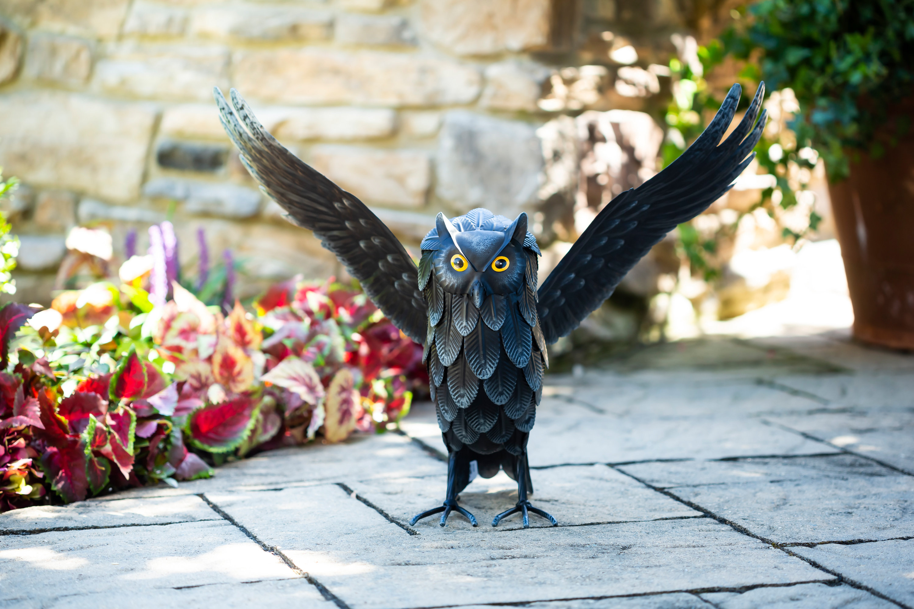Loon Peak Hadda Metal Owl Garden Statue - Wayfair Canada