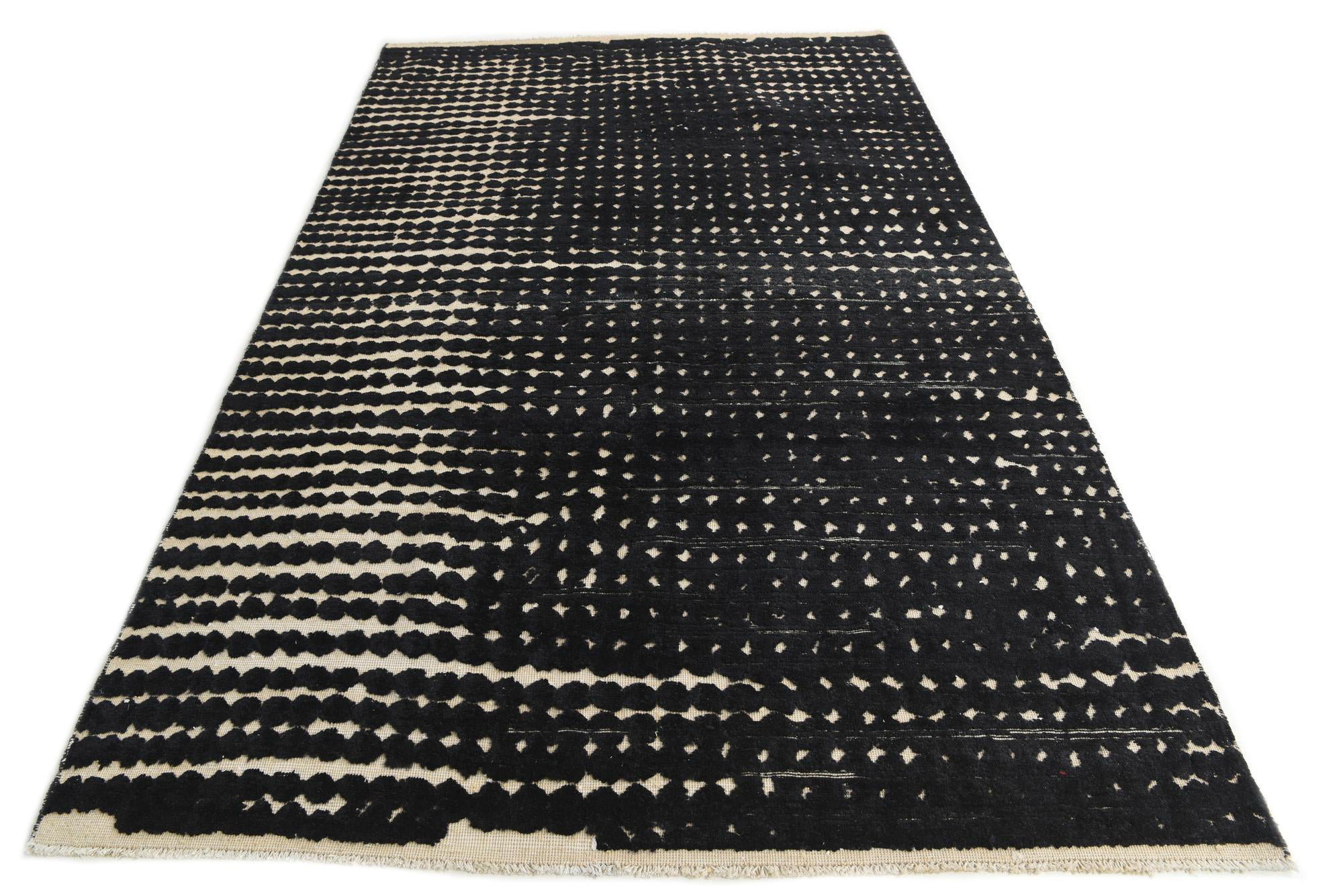 Isabelline 7x10 Philip Black Rug | Wayfair