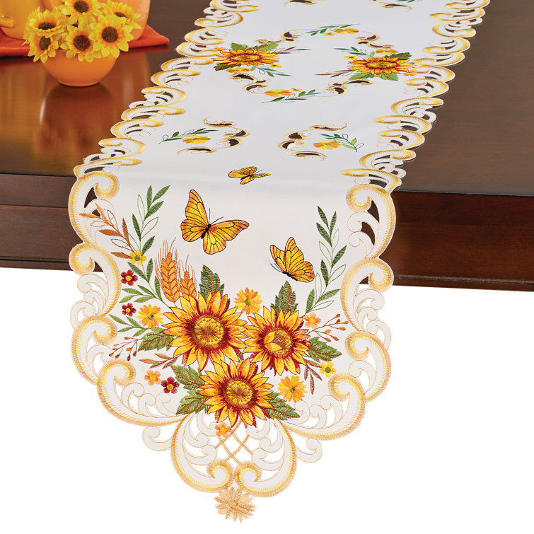 Ophelia & Co. Reisman Rectangle Floral Polyester Table Topper | Wayfair