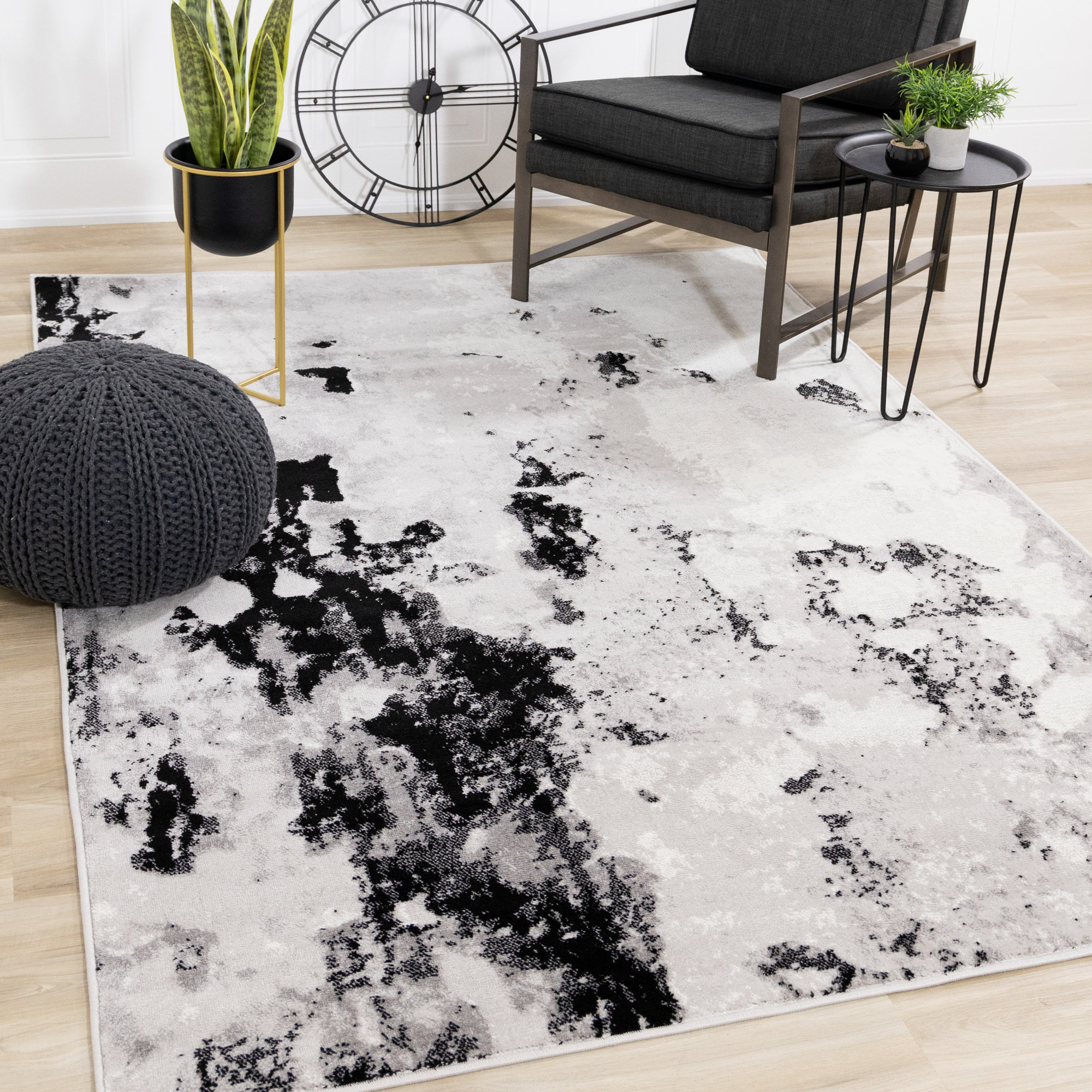 Novelle Home Meridian Performance Gray/Black Rug & Reviews | Wayfair
