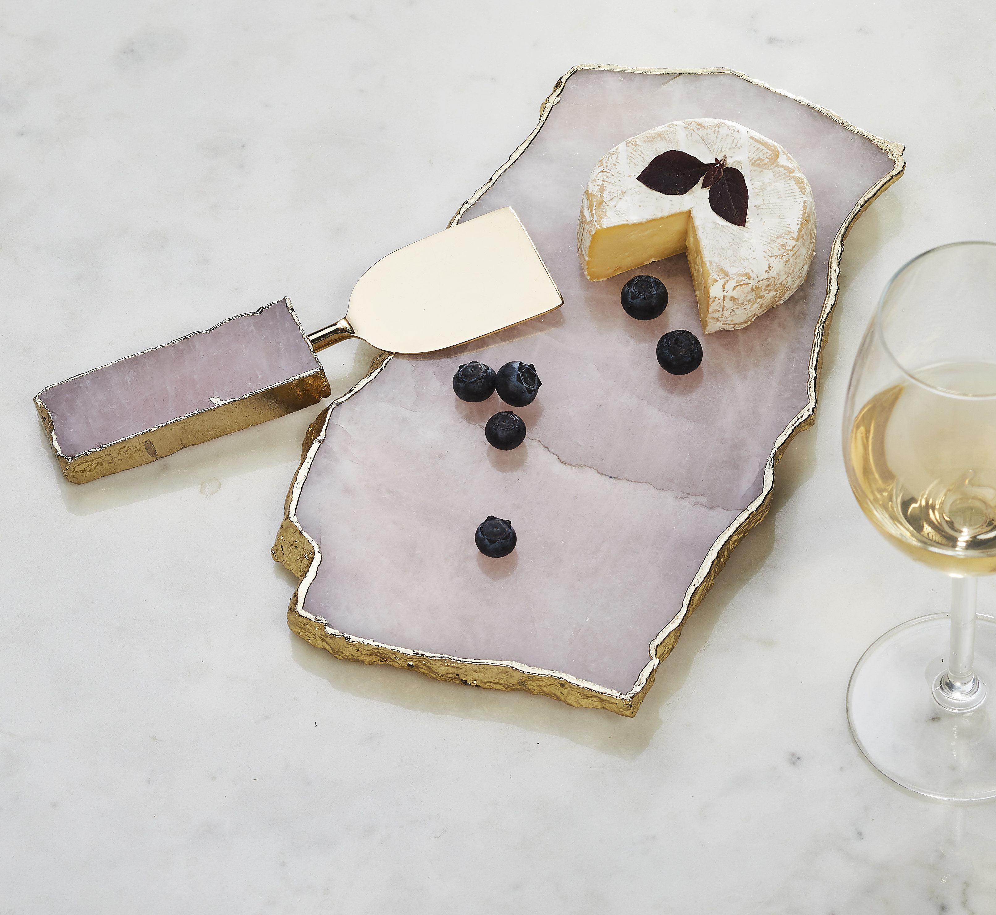 Everly Quinn Agate Marble Cheese Board with Gold Edge & Reviews ...