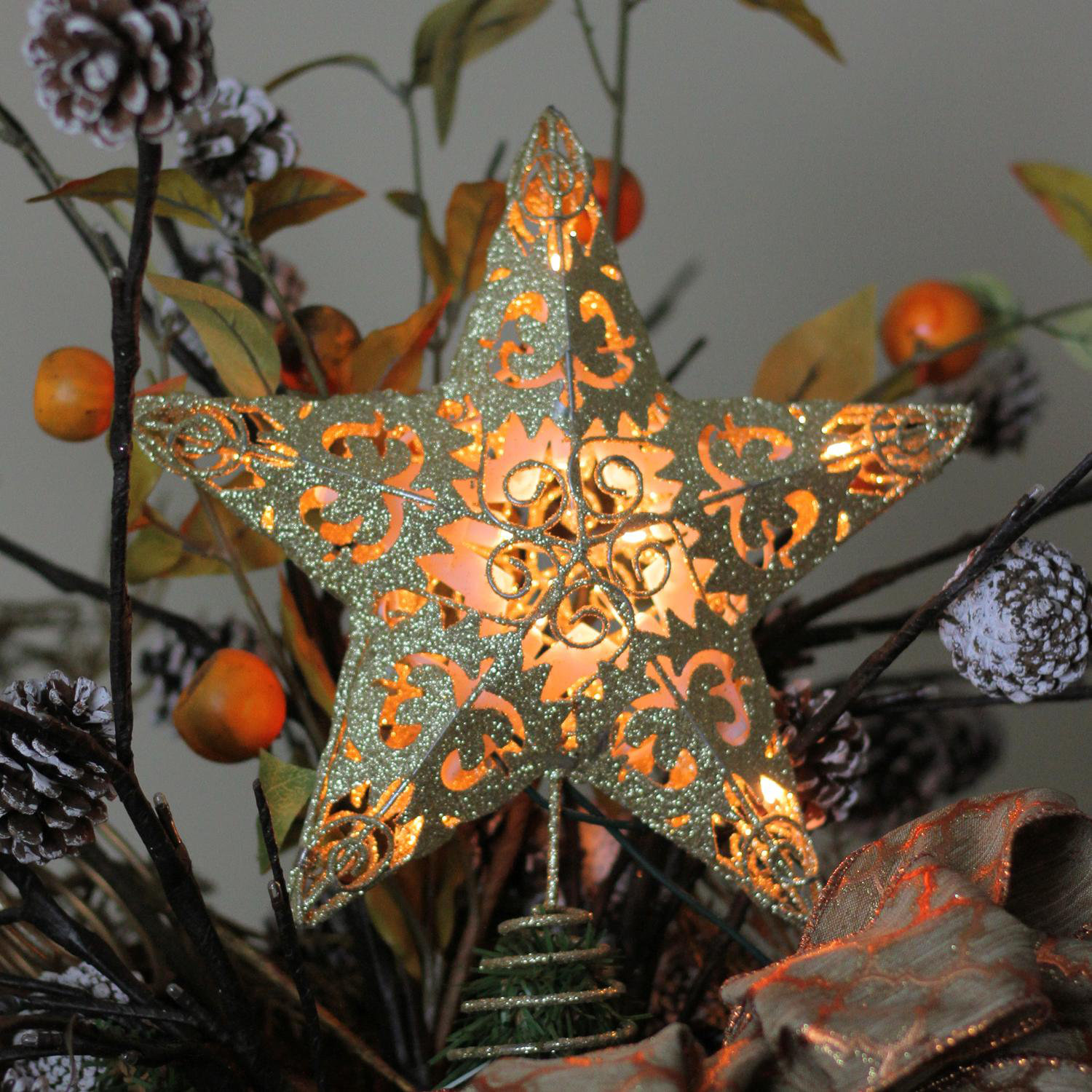 Northlight Seasonal 11" Lighted Gold Swirl Glittered Christmas Star ...