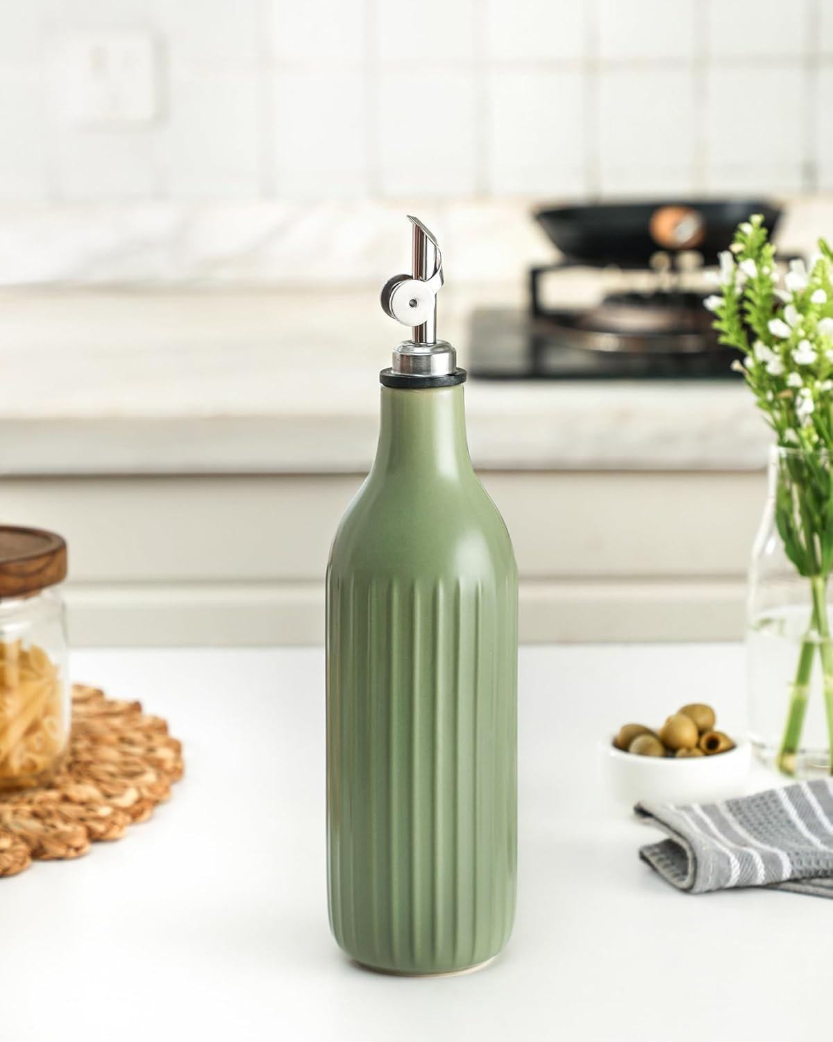 Prep & Savour 19oz Opaque Ceramic Oil Dispenser – Auto-Pour No-Drip Oil ...