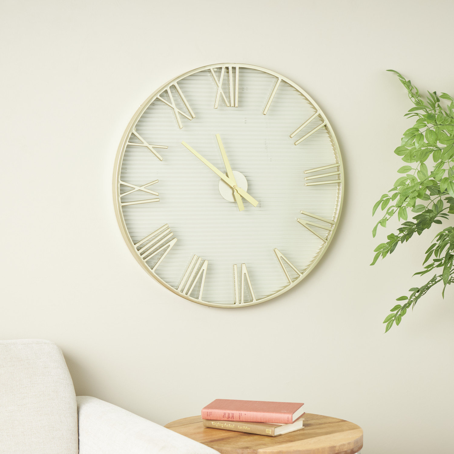 Mercer41 Ozren Metal Decorative Gold Wall Clock with Textured Glass ...