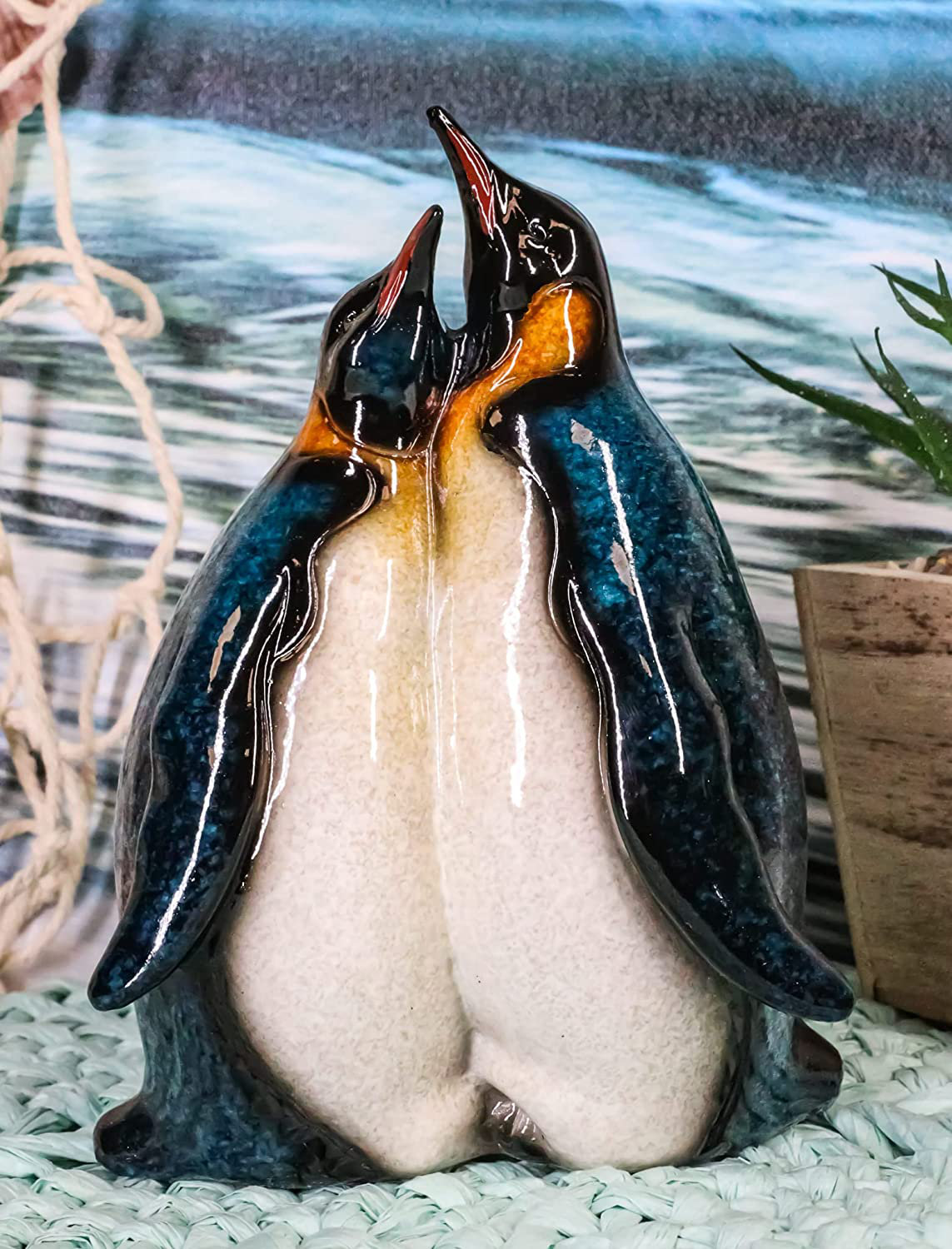 Dovecove Grado Penguin Mom And Dad Couple Hug Statue - Wayfair Canada