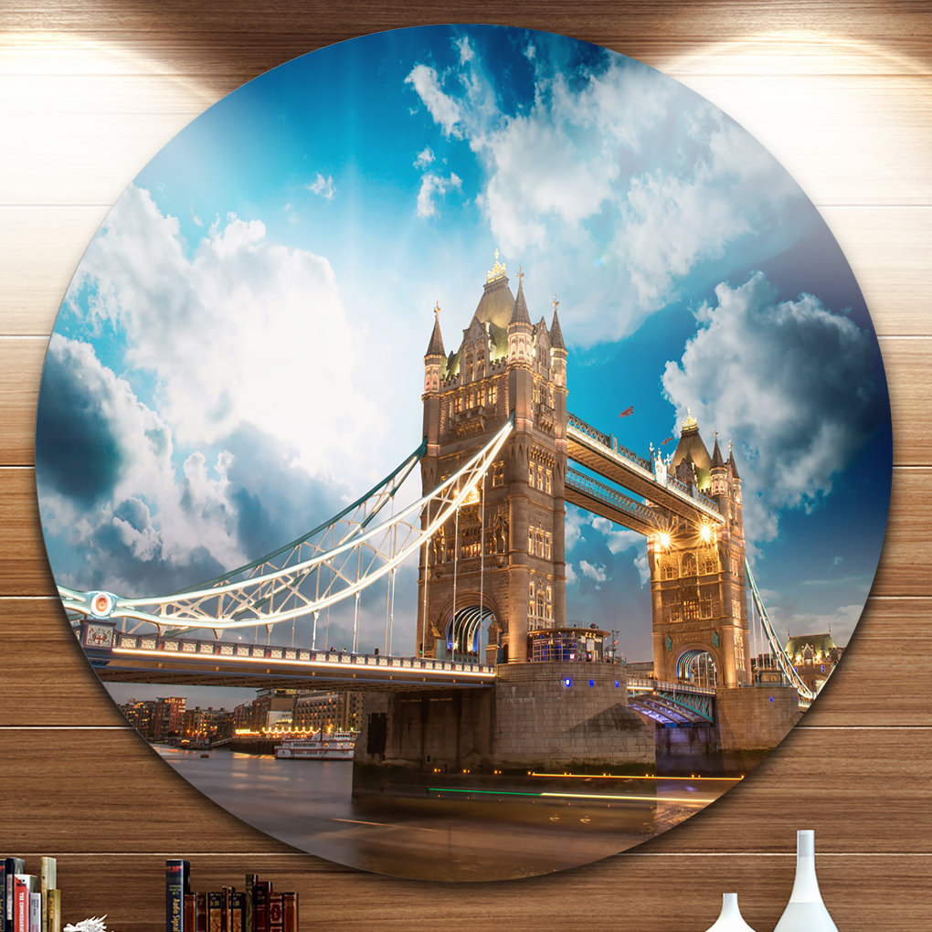 Design Art 'Sunset Over Tower Bridge' Photographic Print on Metal | Wayfair