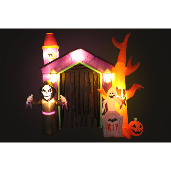 The Holiday Aisle® 8.5 Foot Tall Lighted Happy Halloween Inflatable ...