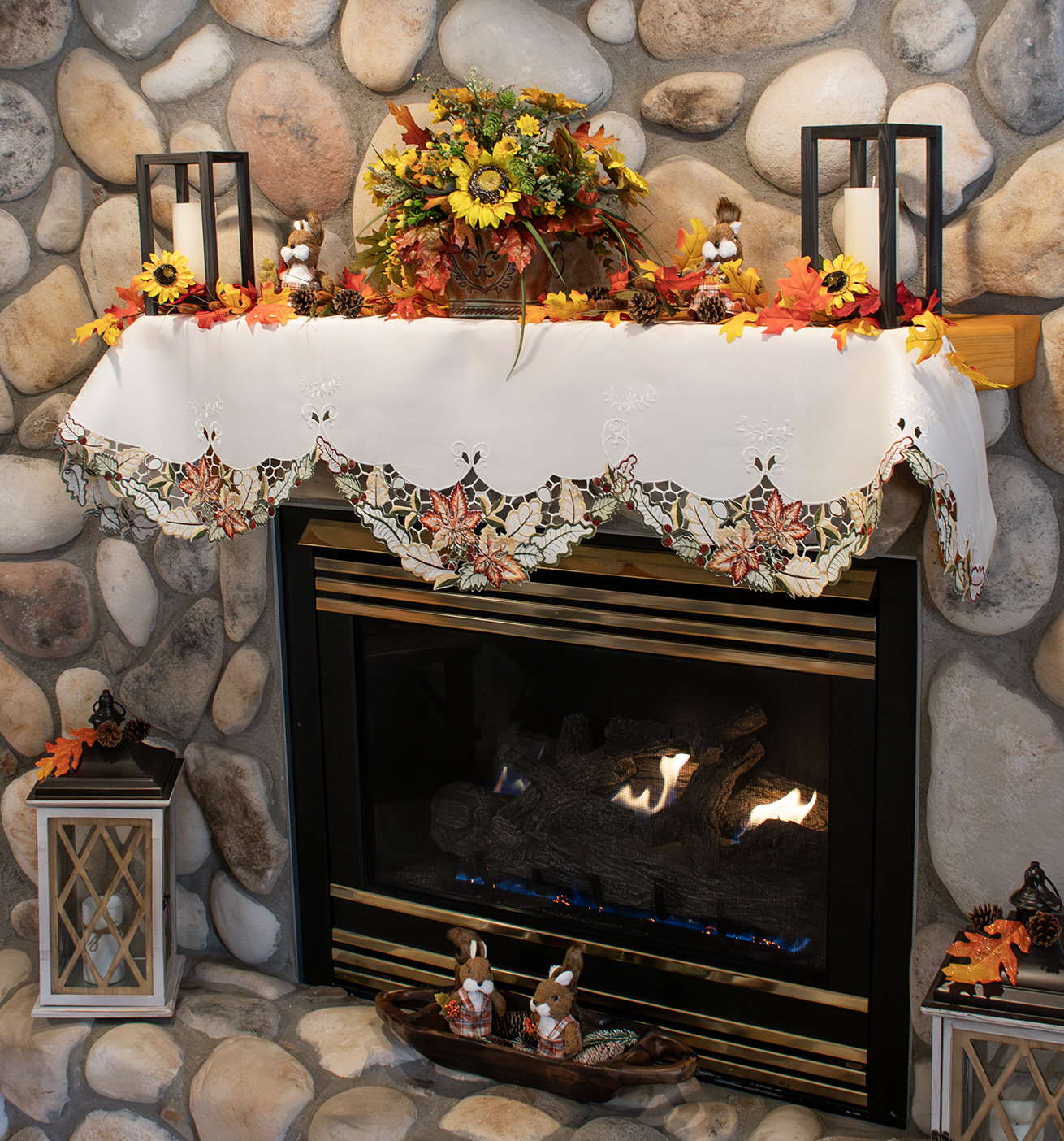 Red Barrel Studio® Champine Fall Maple Leaf Mantel Scarf (19" x 90 ...