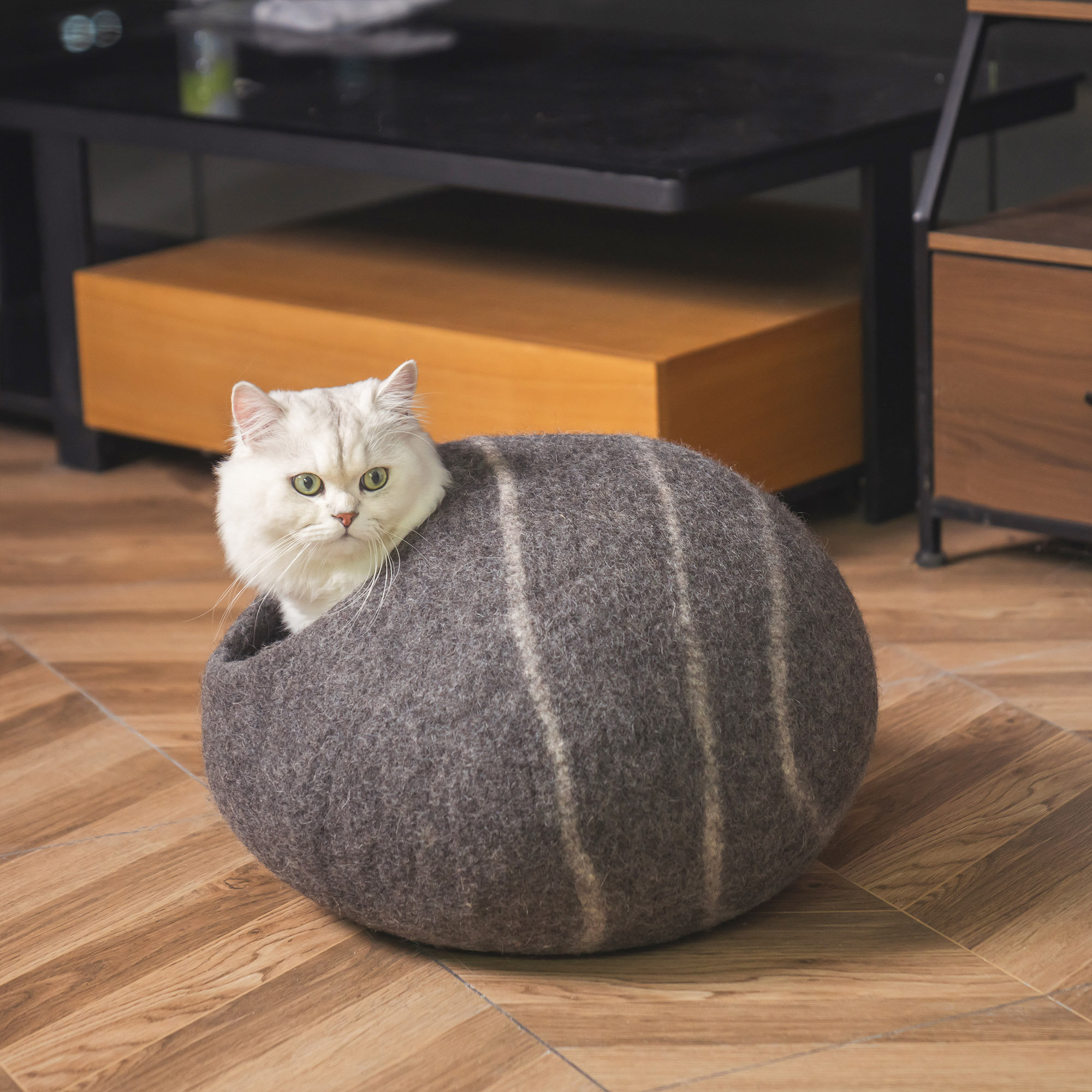 Tucker Murphy Pet™ Cat Cave Bed -Handmade Wool Cat Bed Cave With Mouse ...
