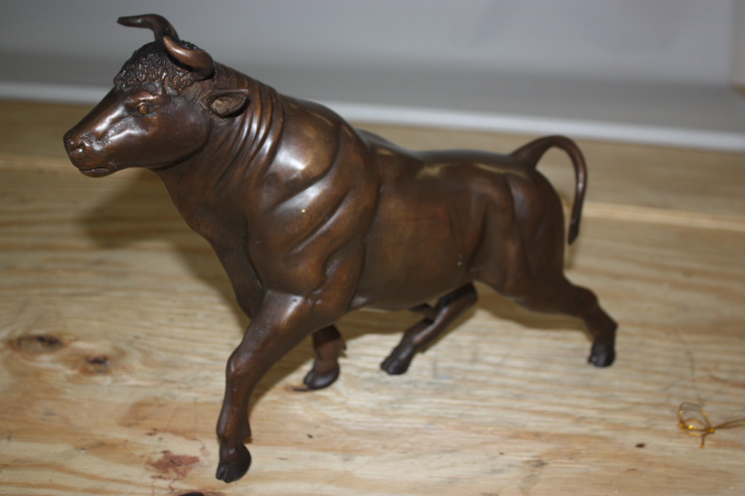 Red Barrel Studio® Heloise Bull Head up - Bronze Statue - Size: 15"L x ...