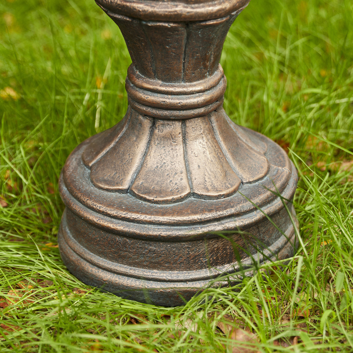 Bloomsbury Market Aniseto Plants & Flowers Magnesium Oxide Garden ...