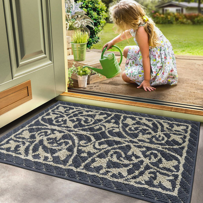 Winston Porter Jennavee Non-Slip Floral Outdoor Doormat & Reviews | Wayfair