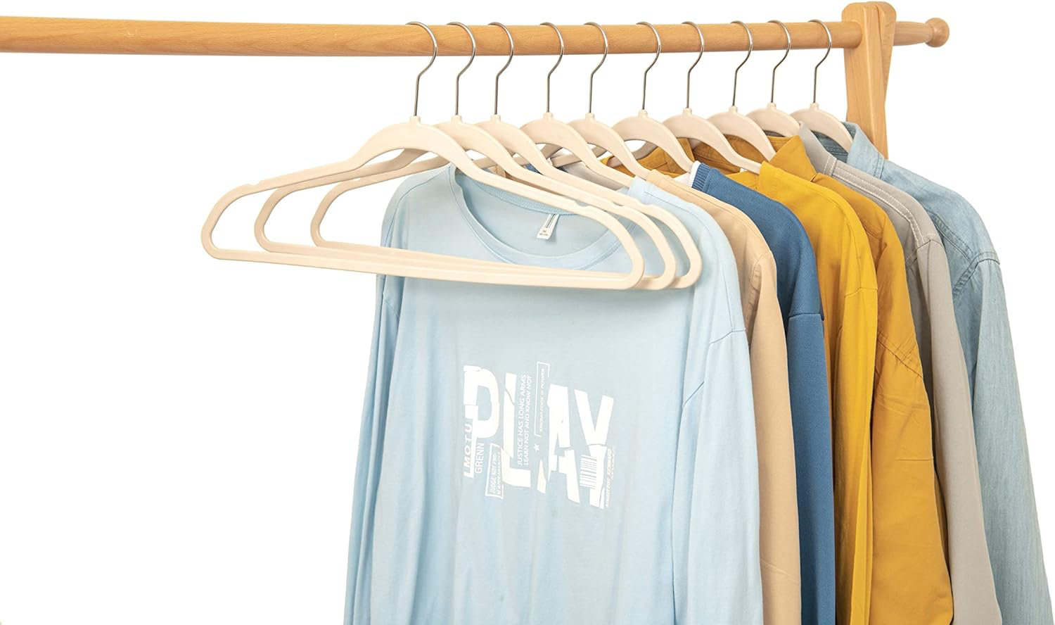 Rebrilliant Slim Plastic Hangers for Clothes with Swivel Chrome Hook ...