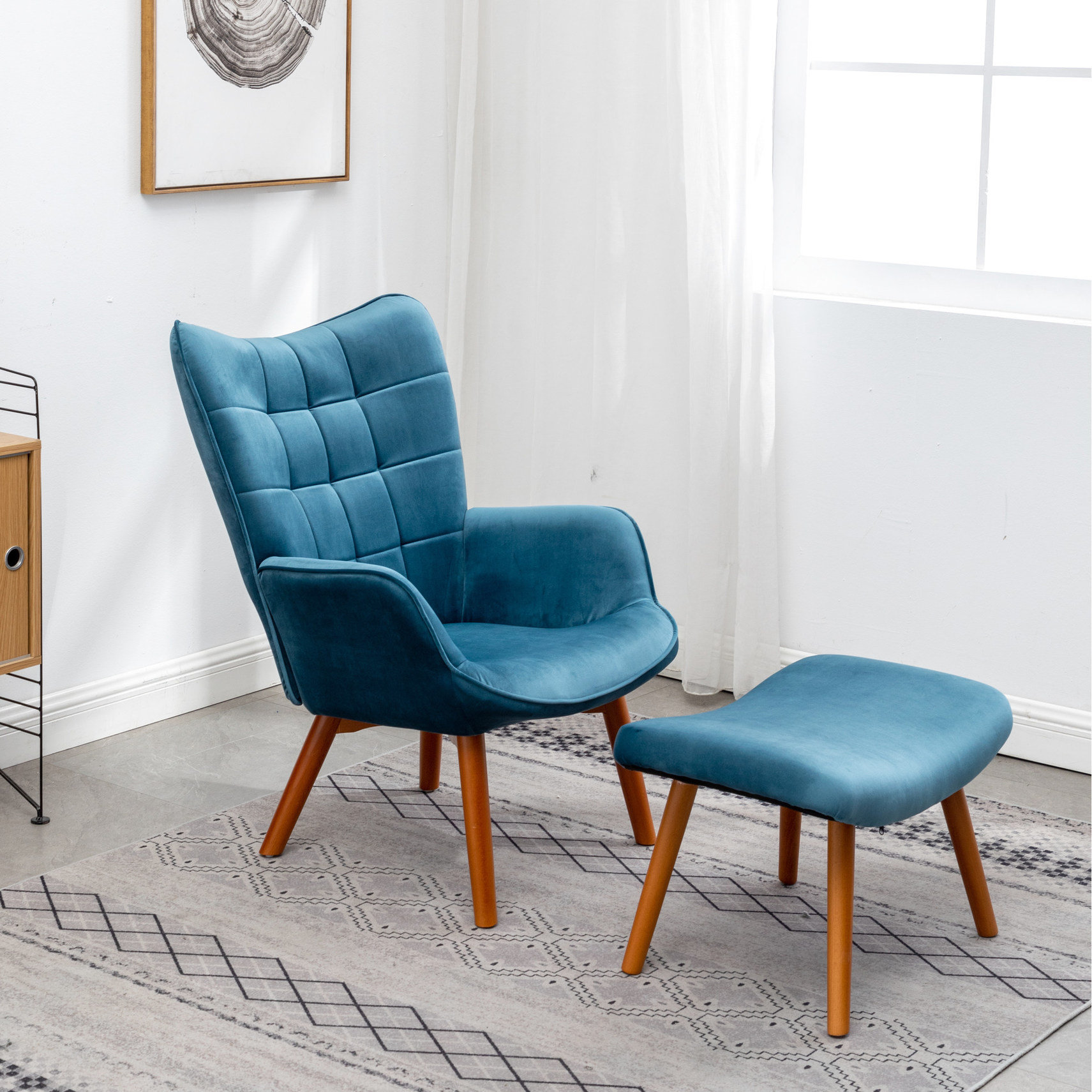 Everly Quinn Contemporary Velvet Chair With - Luxurious Upholstery ...