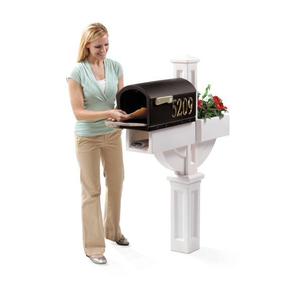 Step2 MailMaster Hudson White Post Mounted Mailbox with Planter ...