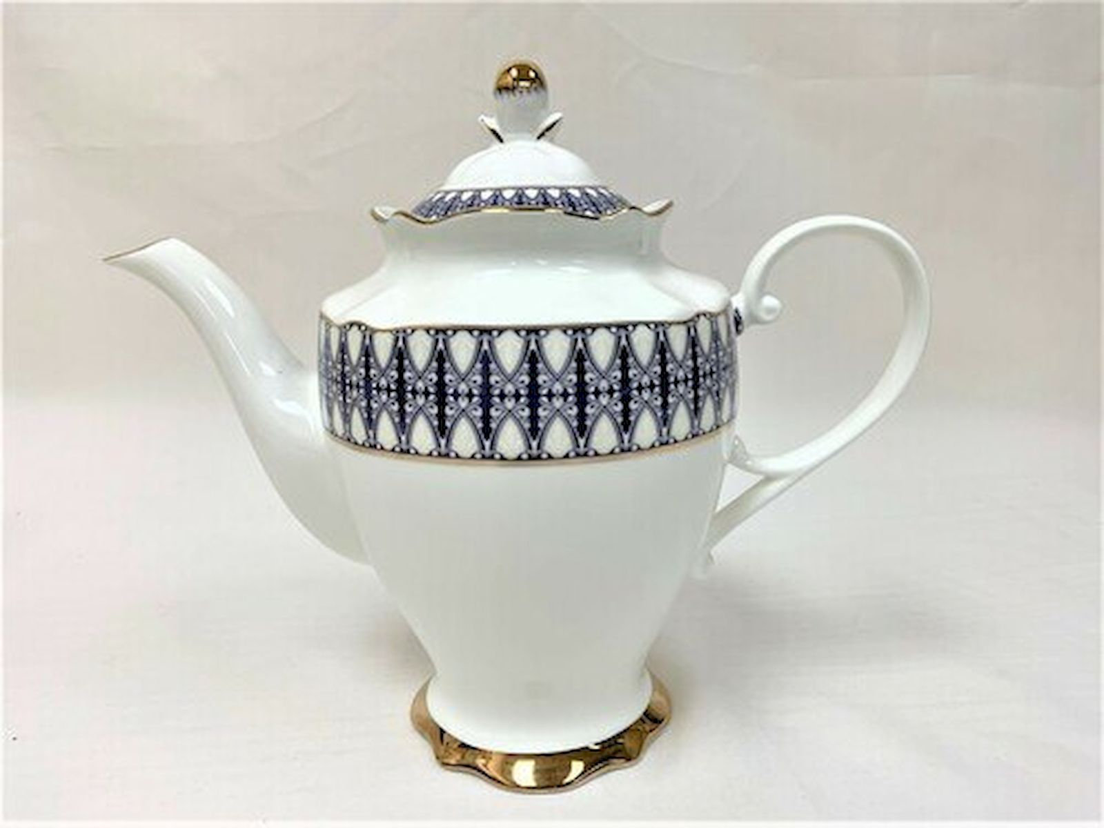 House of Hampton® Independence Blue Patterned Edged Teapot | Wayfair