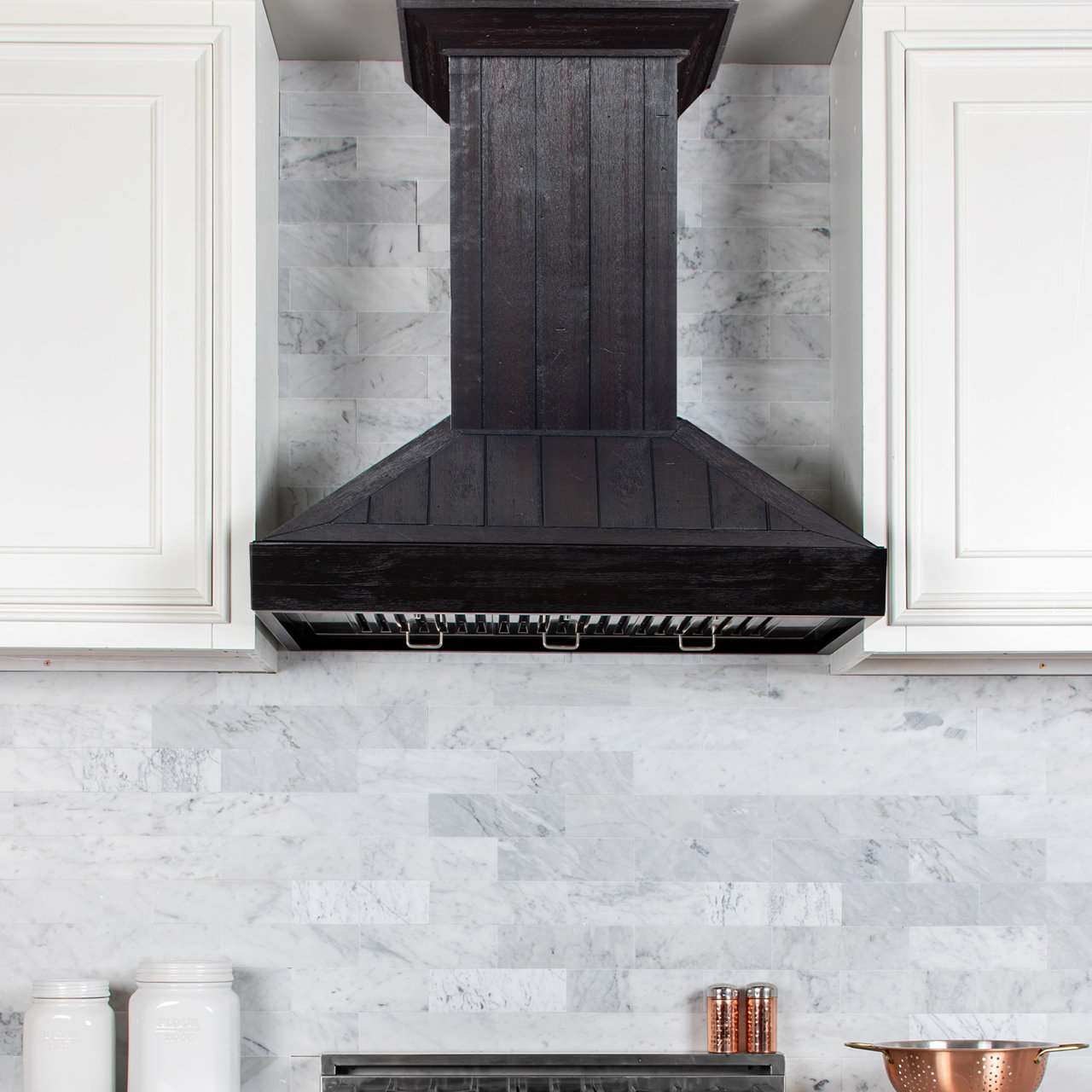 ZLINE 36 In. Wooden Convertible Vent Wall Mount Range Hood - Includes ...