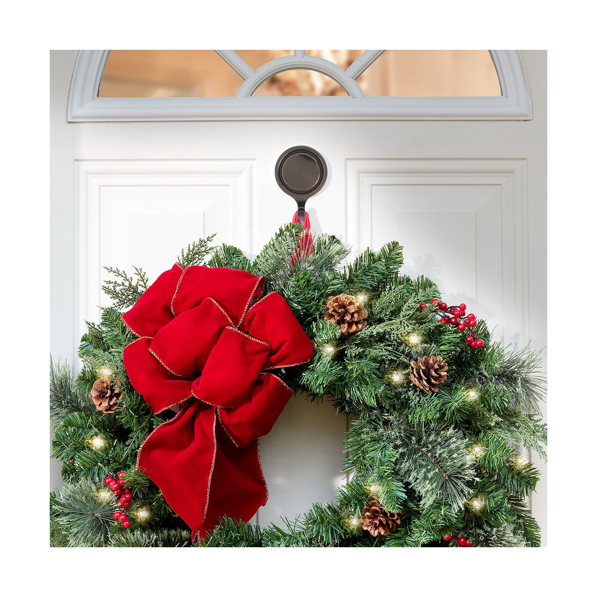 The Holiday Aisle® Attract Pinch-Free Magnetic Wreath Hanger & Reviews ...