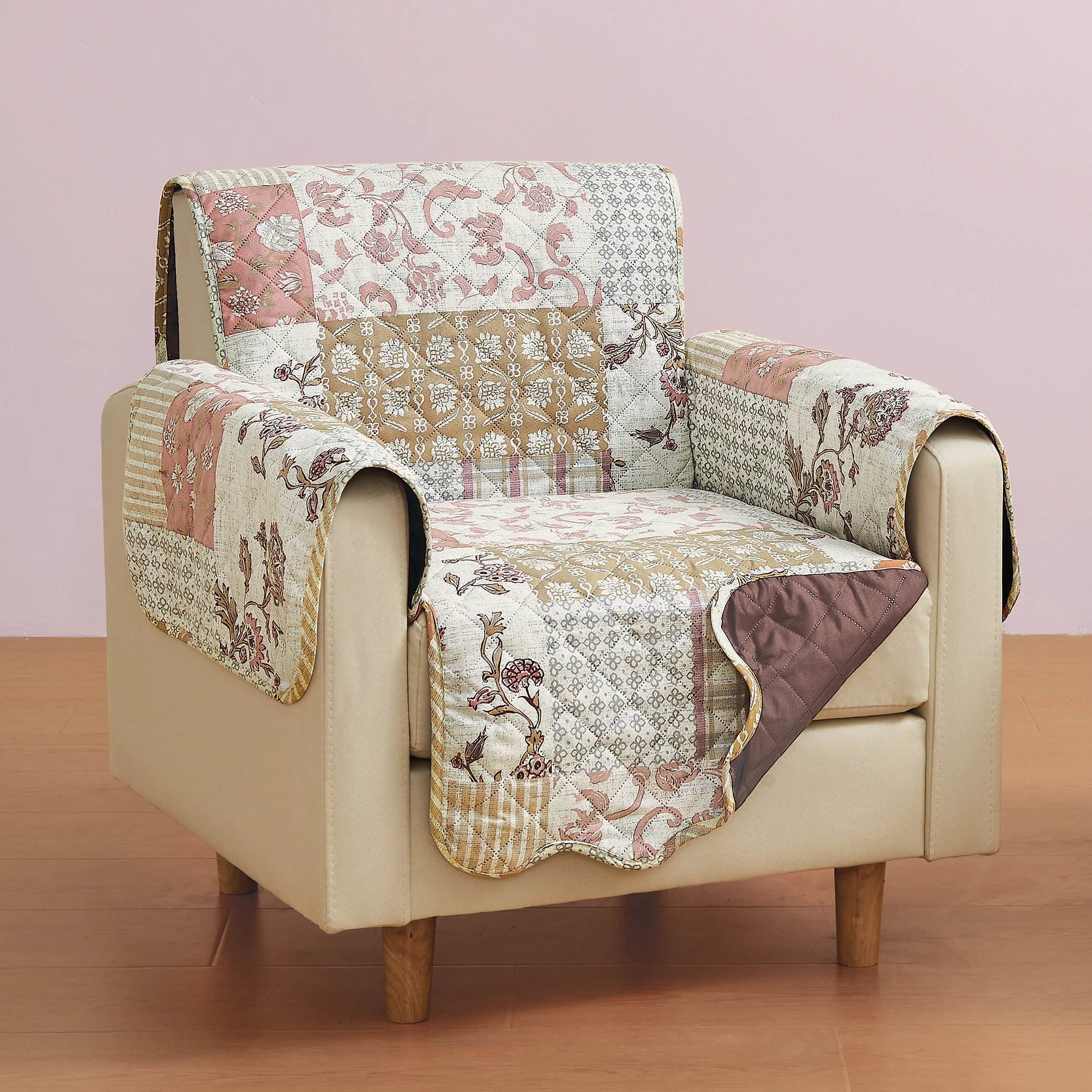 August Grove® Garden Floral Patchwork Scalloped Edge Furniture ...