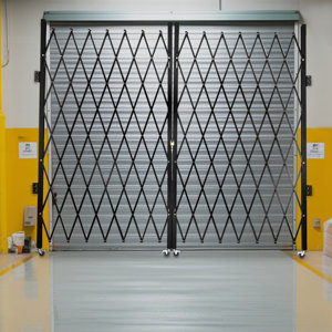 FRONG Double-Folding Metal Security Gate | Wayfair