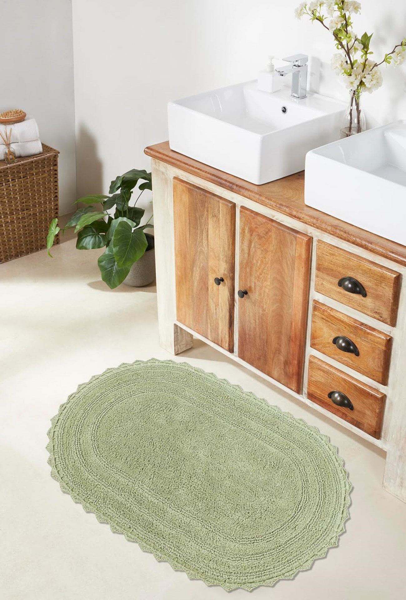 Dakota Fields Jynia 20X32 Oval Bathroom Rug & Reversible Bathroom Rugs ...