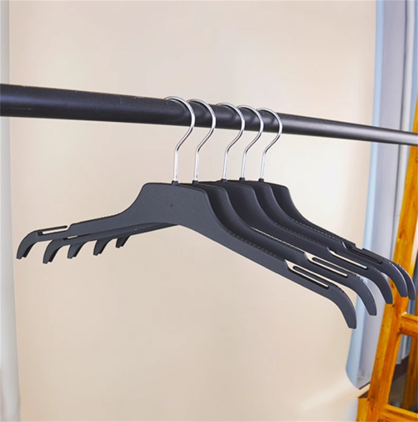 Rebrilliant Plastic Traceless Clothes Hanger - Wayfair Canada