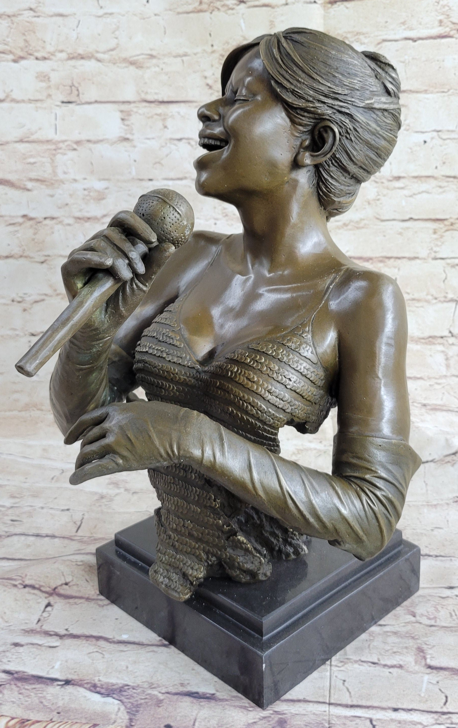 Red Barrel Studio® Miye African American Jazz Band Girl Singer with Microphone Hot Cast Bronze ...