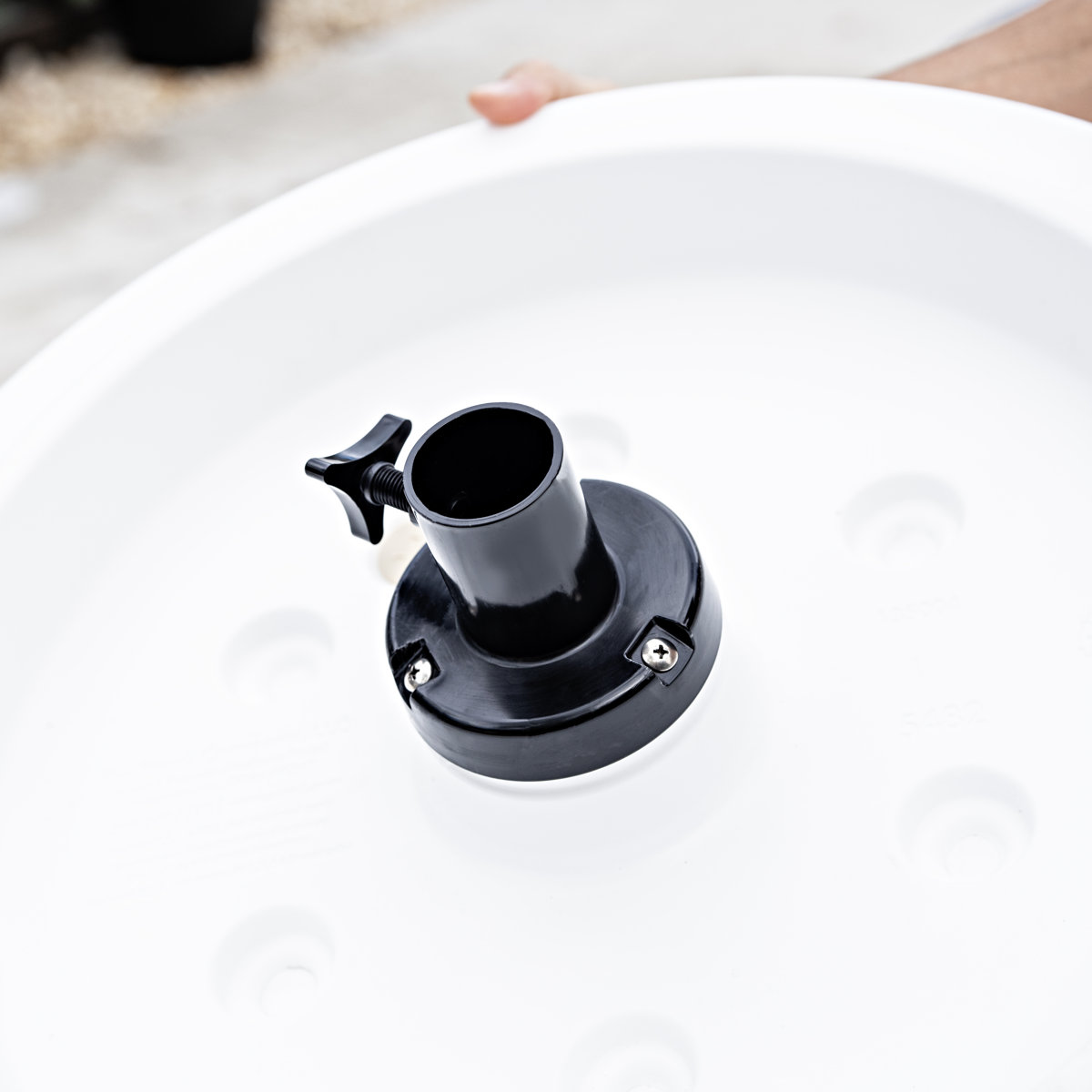 Step2 White Vero Plastic In-Pool Side Table and Umbrella Table Stand ...