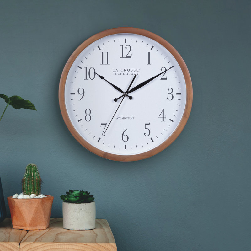La Crosse Technology 12.8" Atomic Analog Wood Wall Clock & Reviews ...