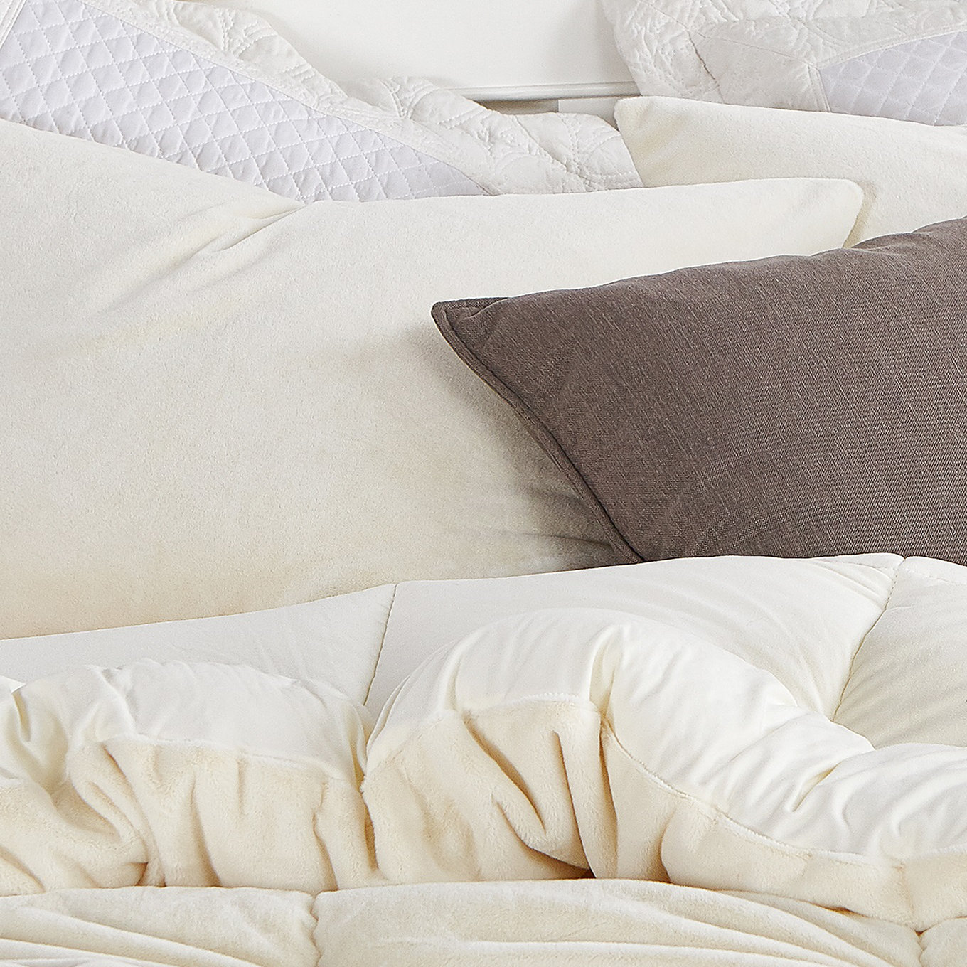 Coma Inducer Softy Smooth - Coma Inducer® Standard Sham - Cannoli Cream ...