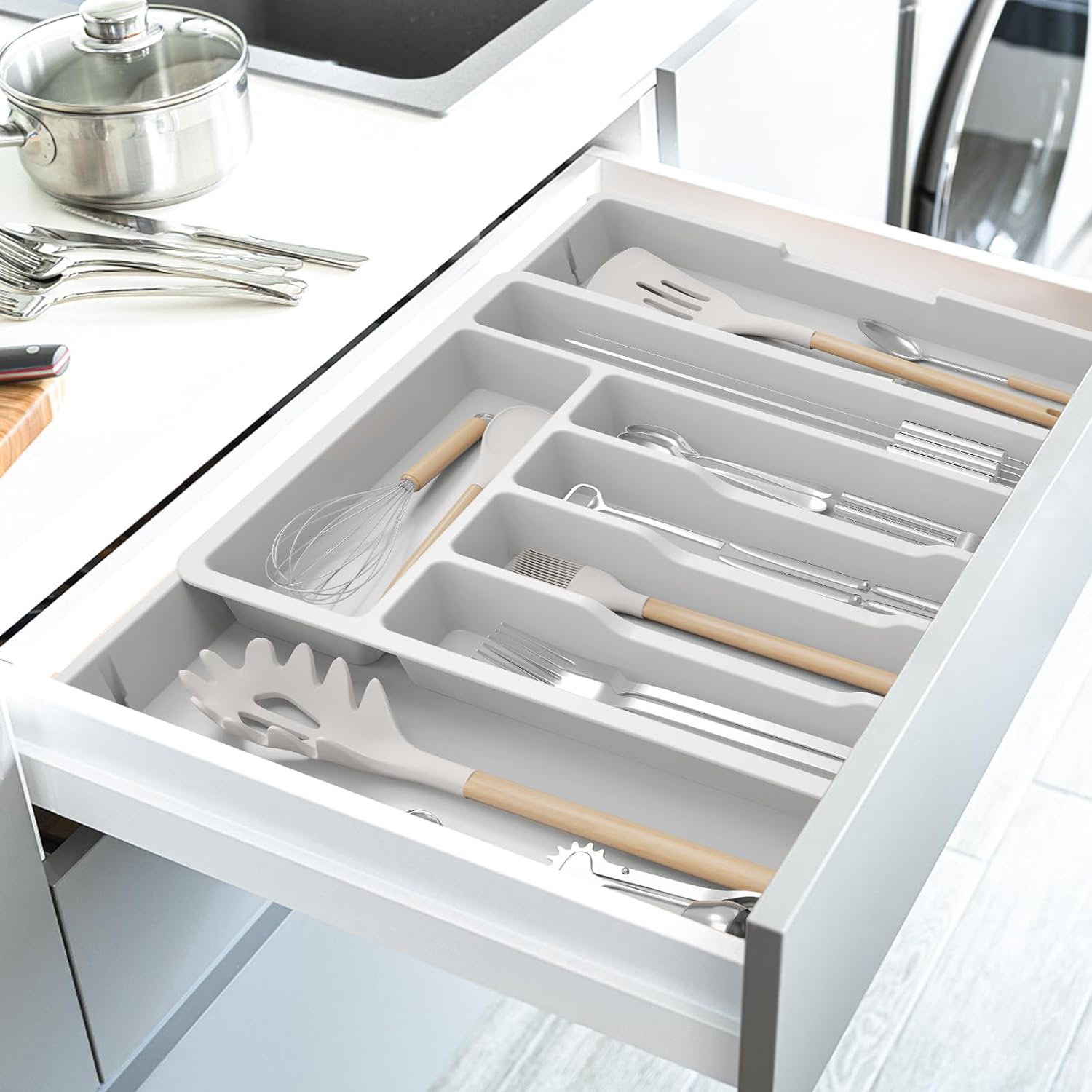Elaine Mercure Silverware Drawer Organizer, Expandable Utensil Tray For ...
