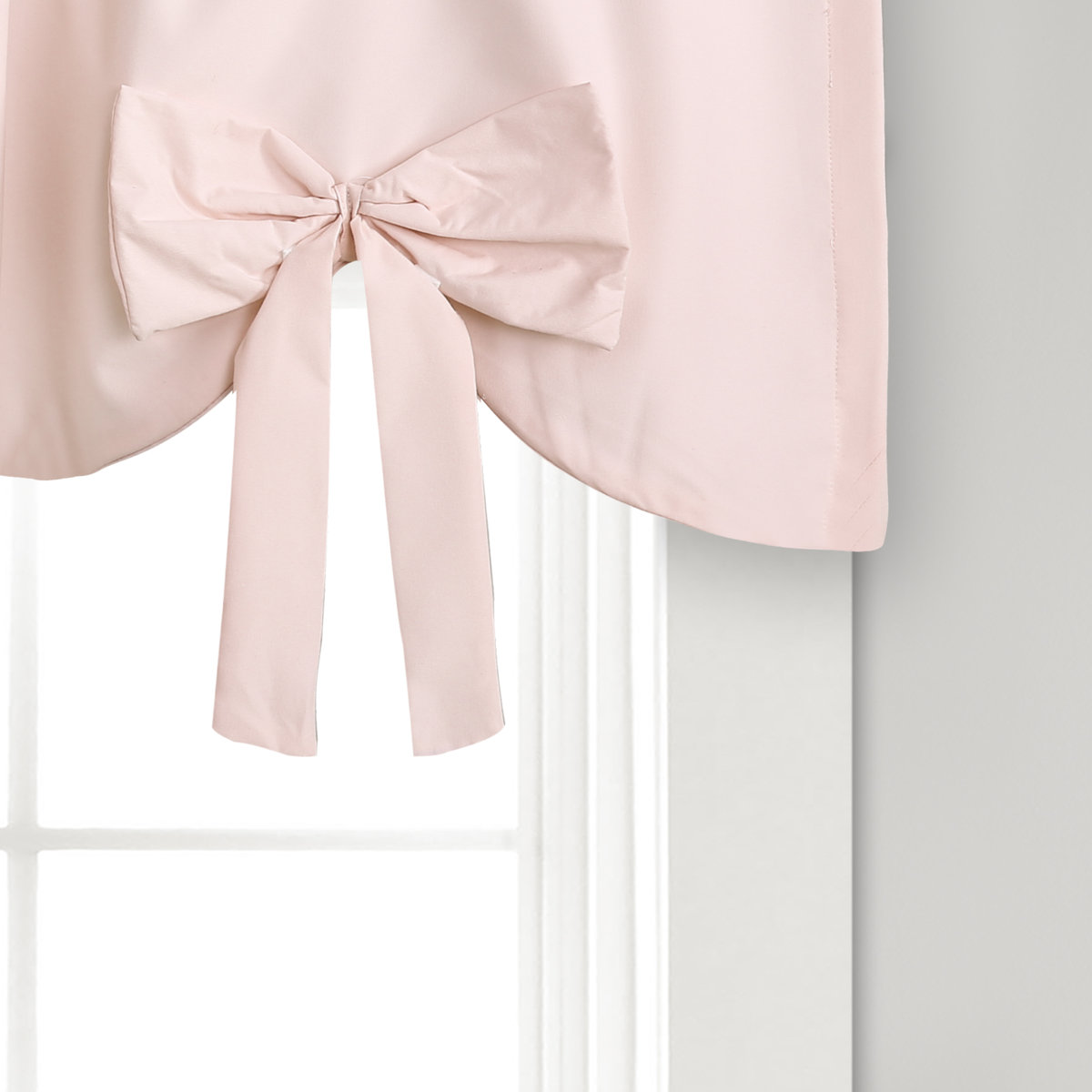 Lush Decor Melody Bow Scalloped 52" Window Valance in Blush/White/Light ...