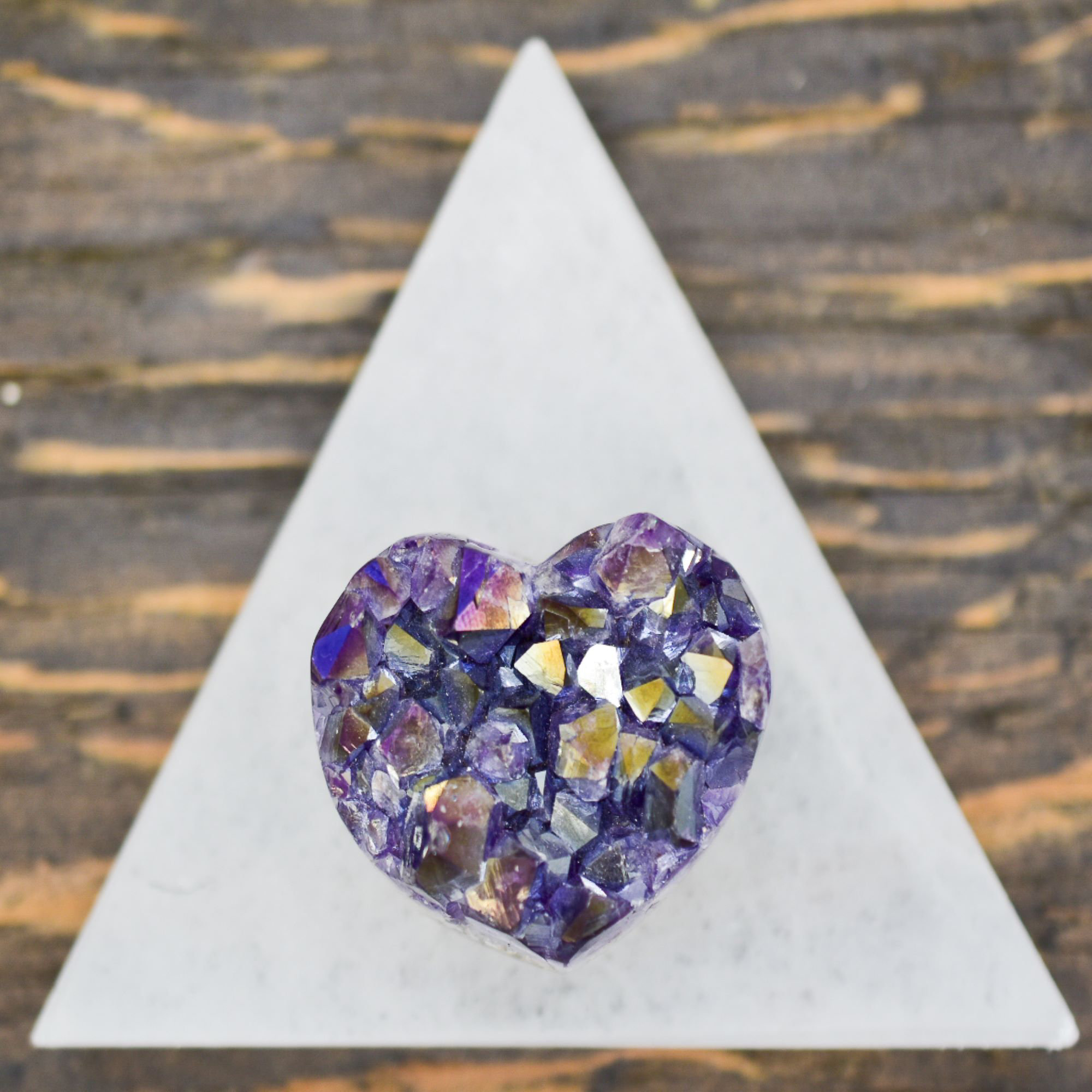 Whyte Quartz Gemstone Decorative Plate in WHITE | Wayfair