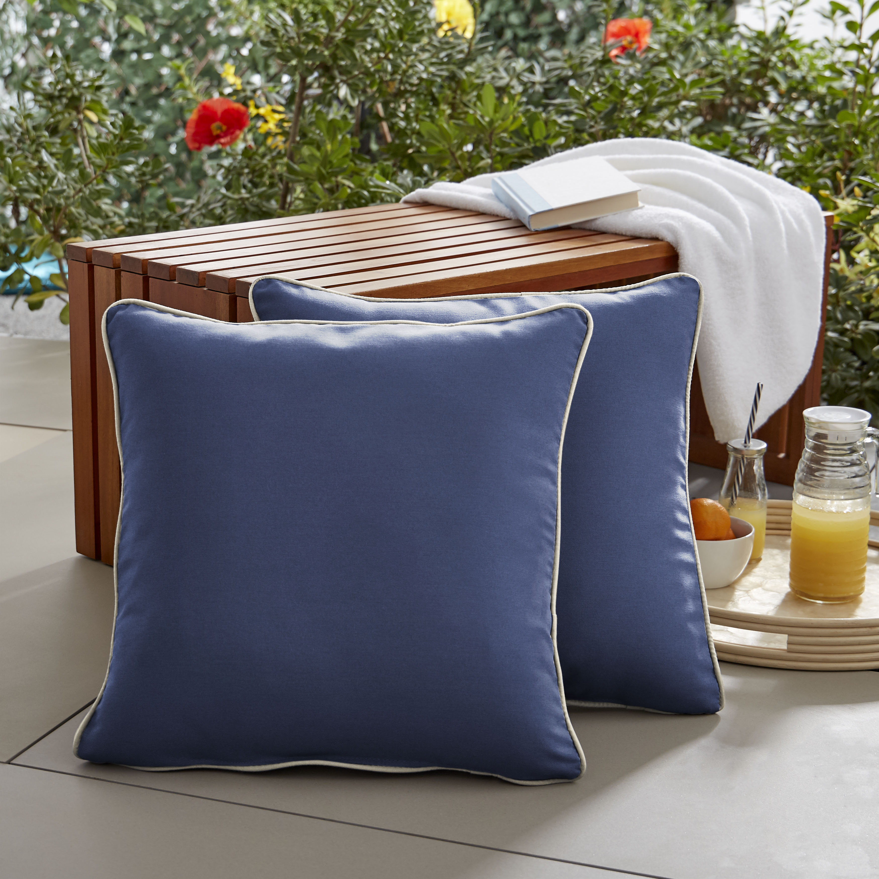 Mozaic Company Outdoor Square Pillow Cover & Insert & Reviews | Wayfair