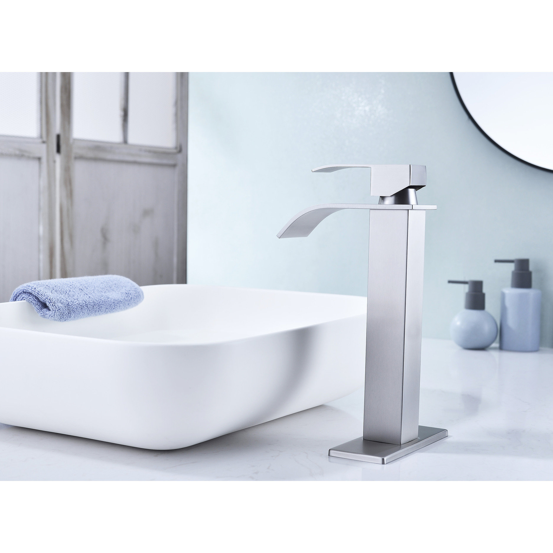 Wovilo Matte Black Single Handle Waterfall Spout Bathroom Faucet With ...
