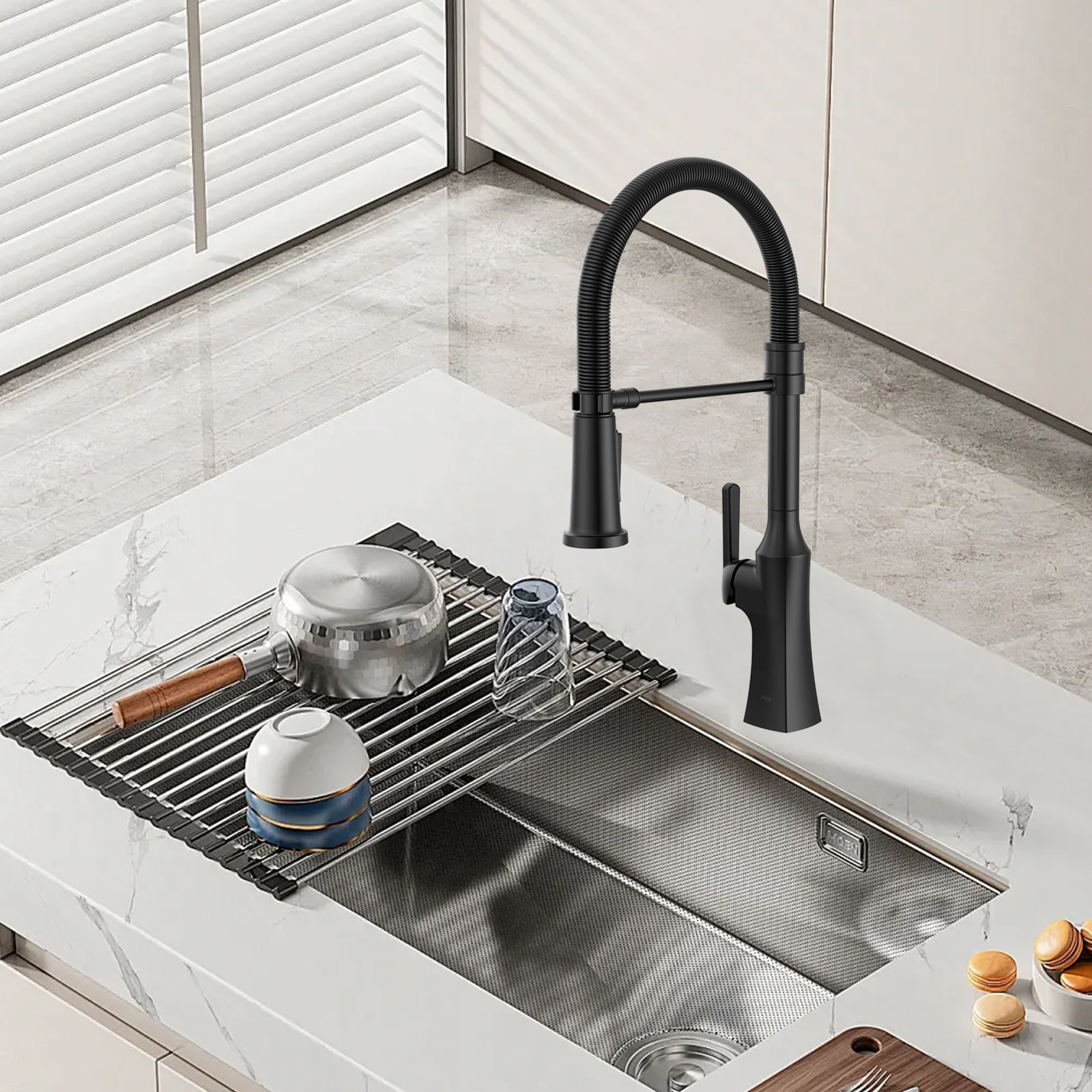 XINGRUISI Pull-Down Spray Kitchen Faucet, Spring Kitchen Faucet, Single ...