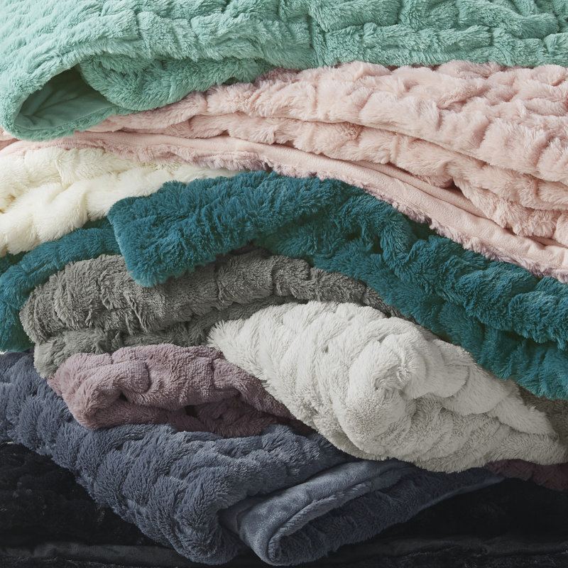 Madison Park Ruched Fur Throw & Reviews - Wayfair Canada