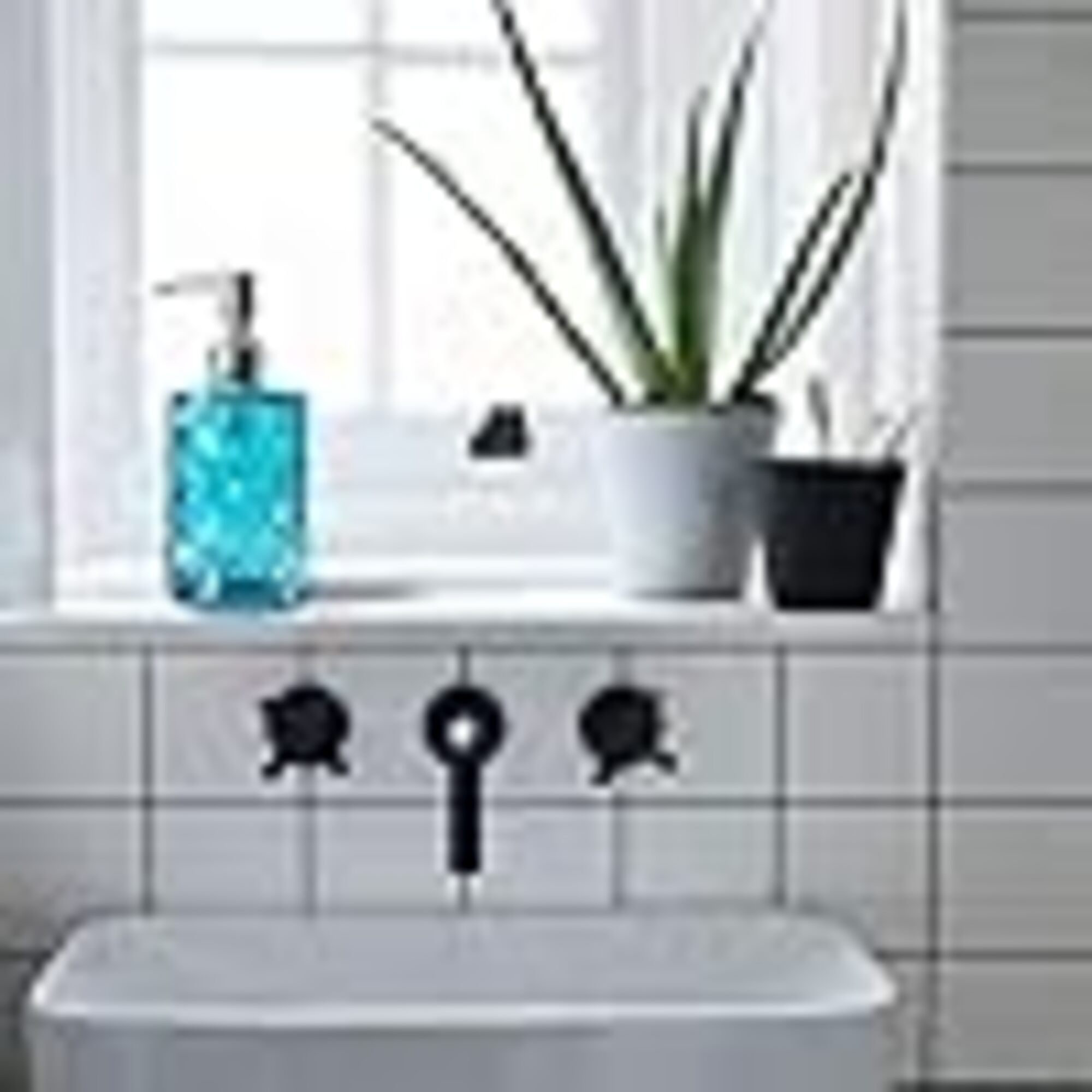 Wade Logan® Diamond Design Soap Dispenser With 304 Rust Proof Stainless ...