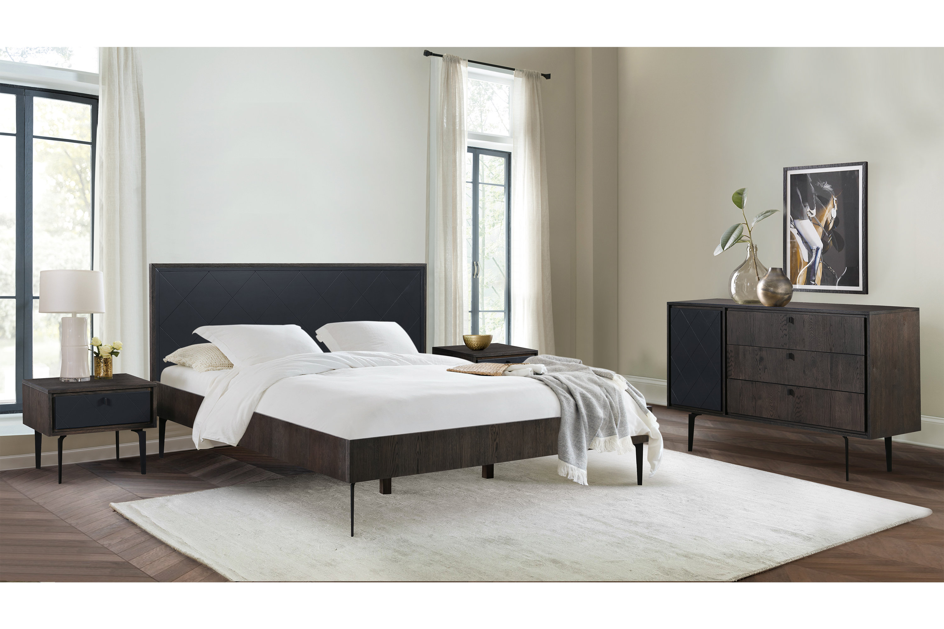 Wade Logan Barti 4 Piece King Bedroom Set in Dark Gray Solid Oak with ...