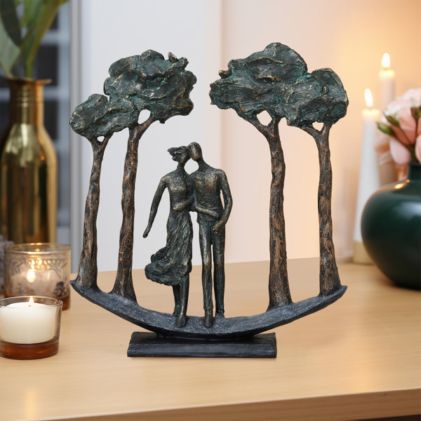 Ivy Bronx Kreyton Romantic Couple Ornaments Figurine / Sculpture Indoor ...