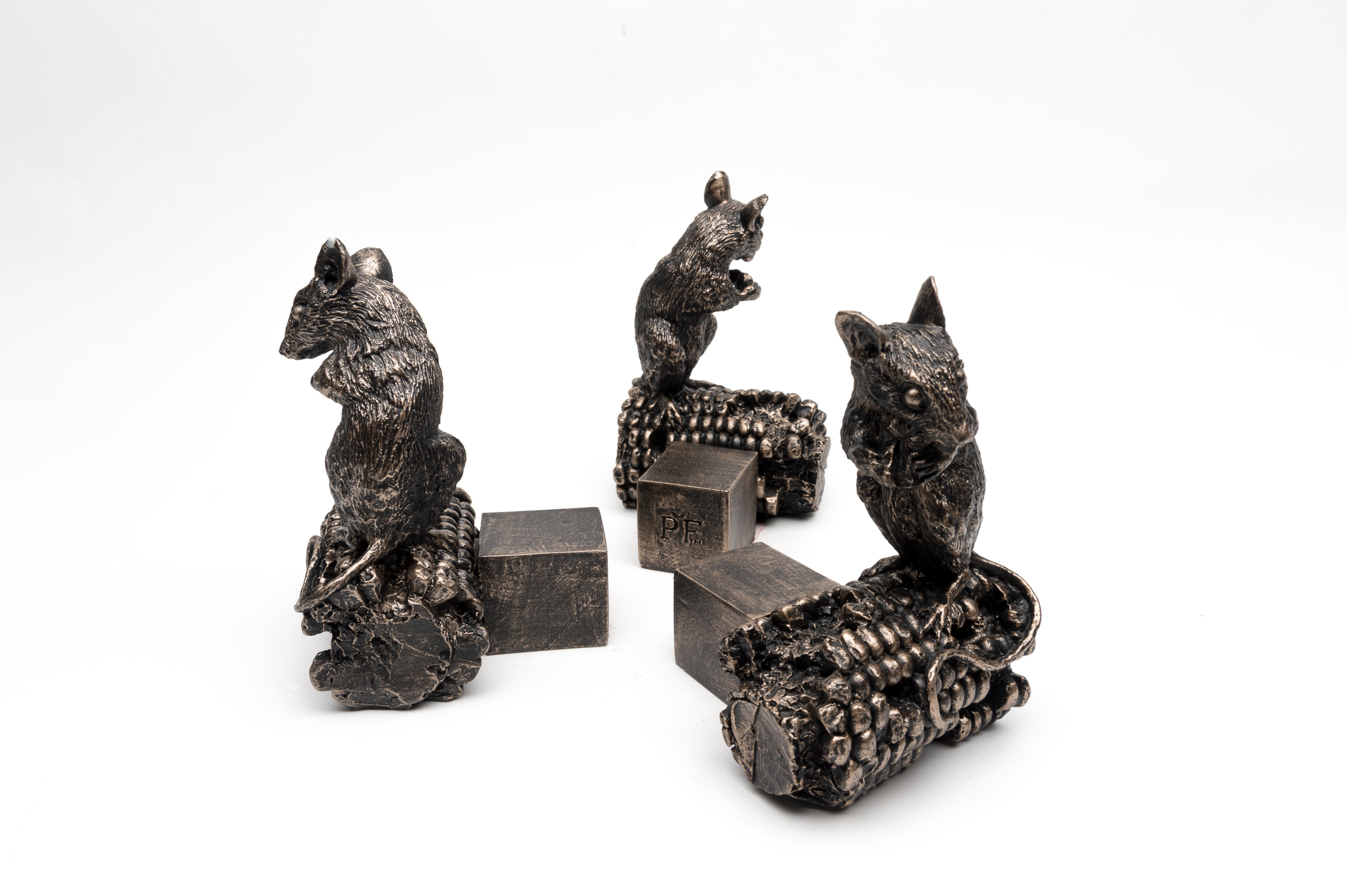 Jardinopia Harvest Mouse Bronze Coloured Planter Feet In Gift Box ...