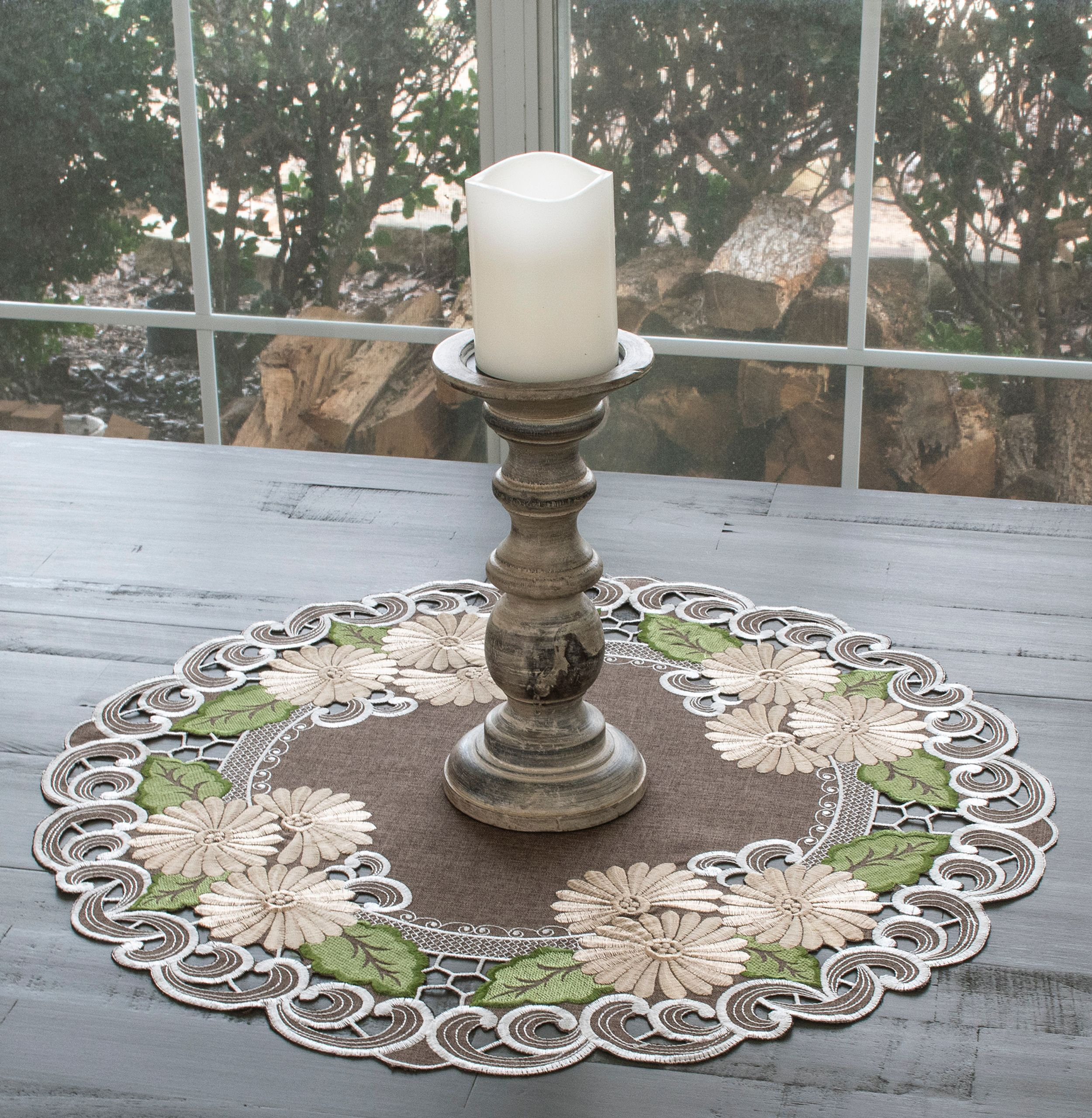 August Grove® Roxbury Embroidered Gold Daisy on Brown Table Topper (23 ...