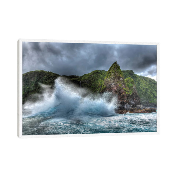 Lark Manor Jurassic Rock, Rugged Coastline Of North East Shoreline Of ...