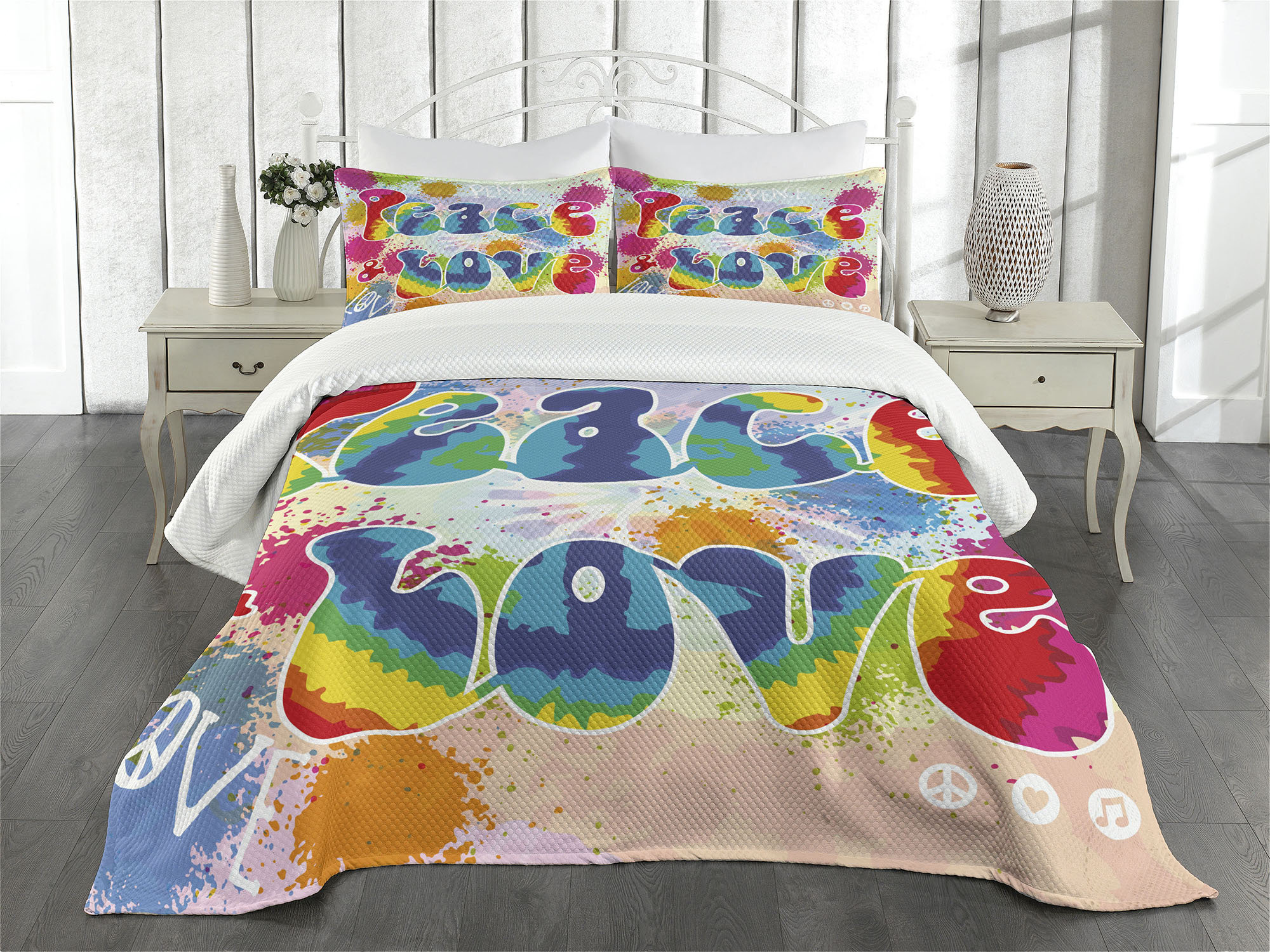 Ambesonne 70s Party Bedspread Set 3 Pcs Peace and Love Funky Queen ...