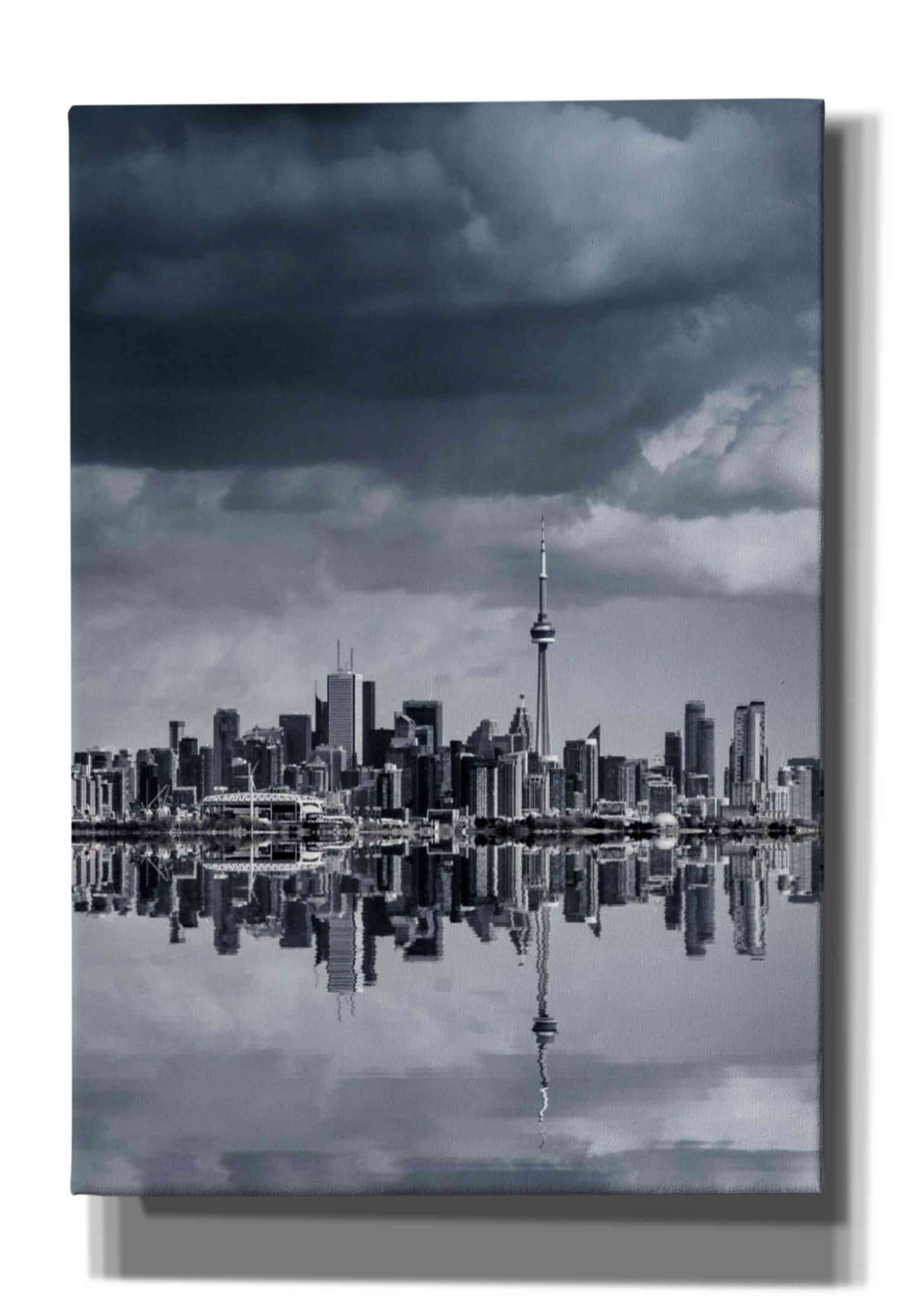 Latitude Run® Toronto Skyline From Colonel Samuel Smith Park Reflection ...