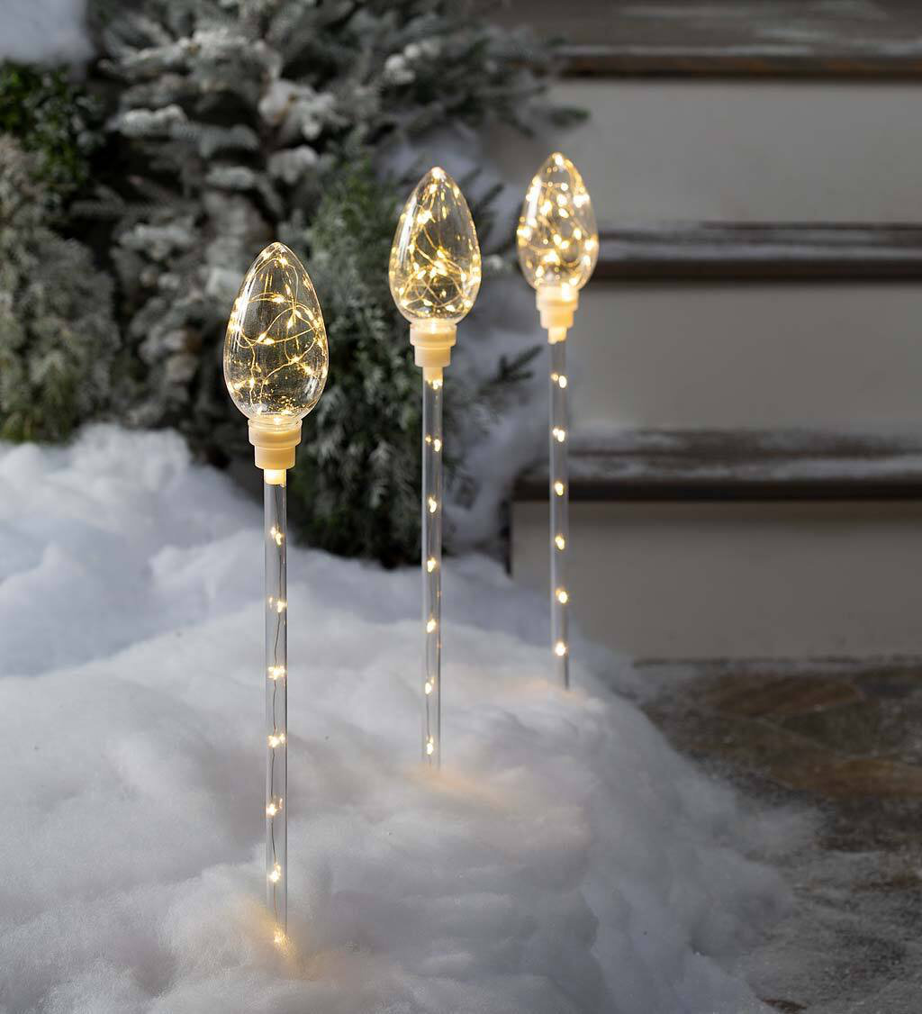 Arlmont & Co. Kelwunn 3 Piece Garden Stake Set | Wayfair