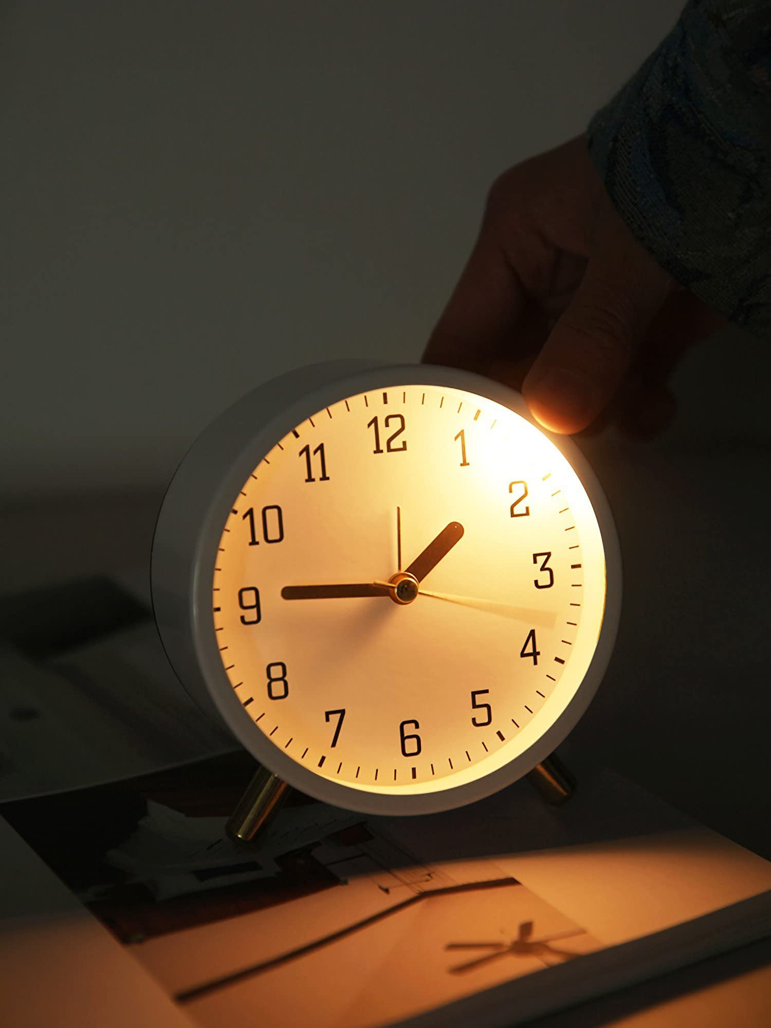 Mercer41 Alarm Clock With Backlight, 4.5 Inches Bedside Analog Non ...