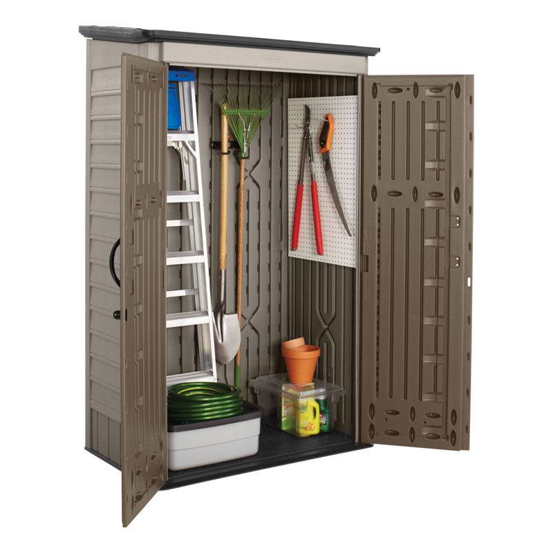 Rubbermaid Big Max 2 ft. 6 in. x 4 ft. 3 in. Large Vertical Resin ...